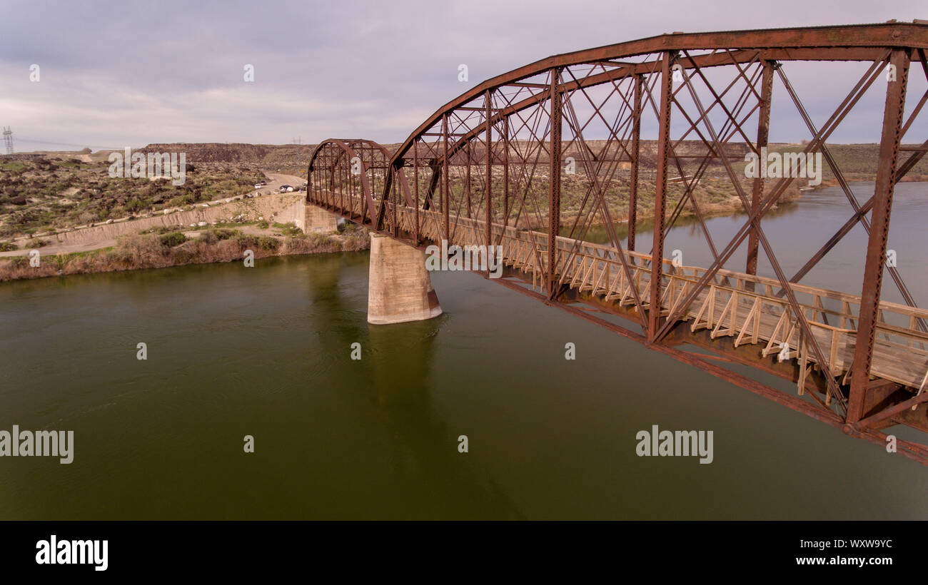 Bridge going over river hi-res stock photography and images - Alamy