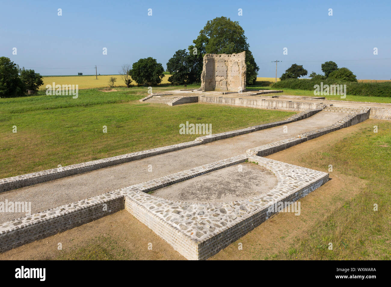 Romano celtic temple hi-res stock photography and images - Alamy