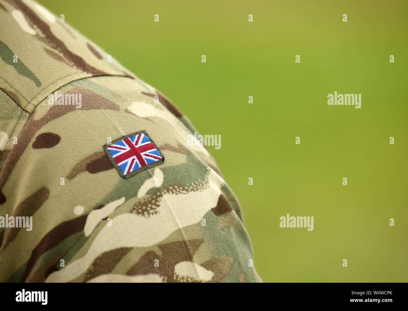 United kingdom flag ukraine flag hi-res stock photography and images ...