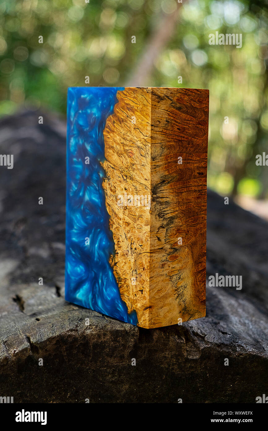 Hybrid red maple hi-res stock photography and images - Alamy