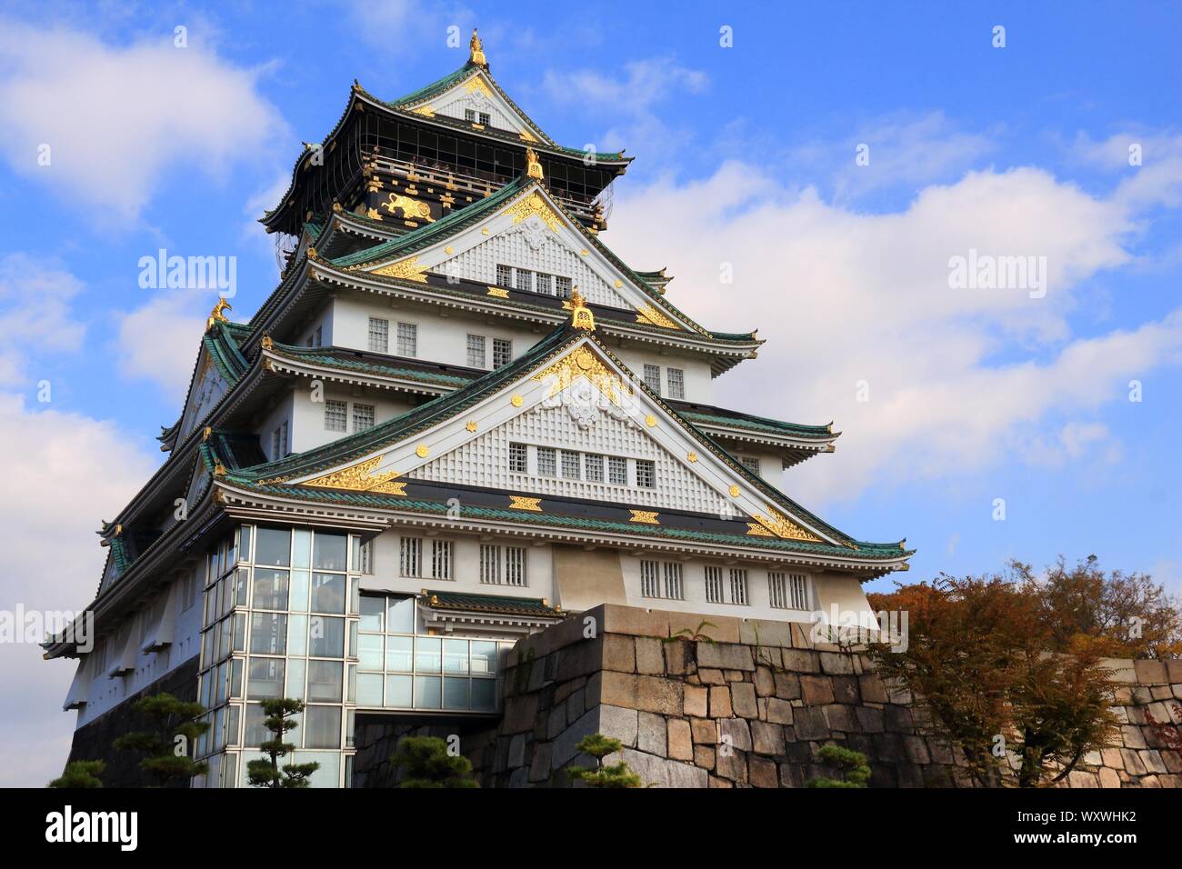 Osaka landmark - Osaka Castle. Japanese architecture landmark Stock ...