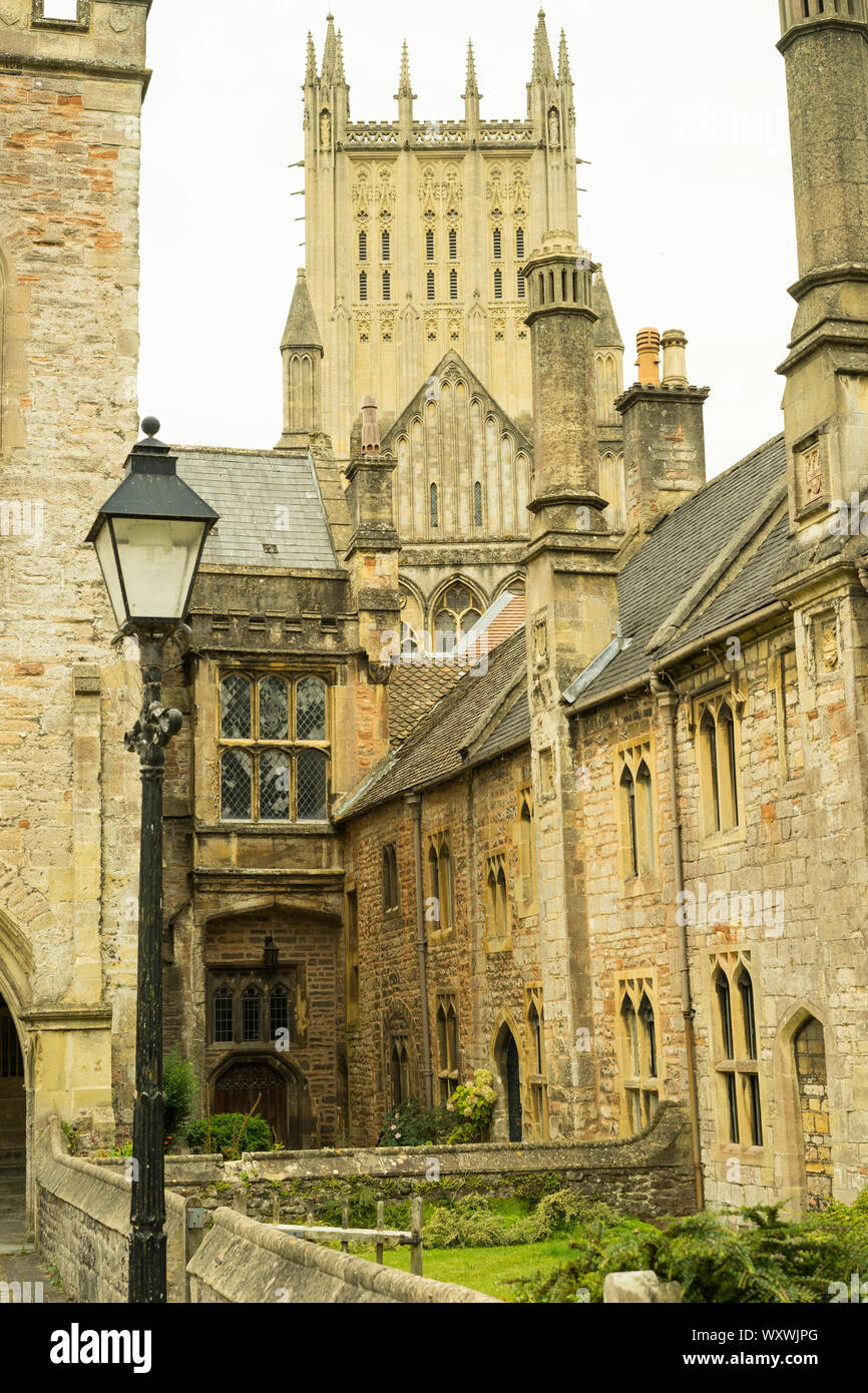 Vicars close wells somerset england hi-res stock photography and images ...
