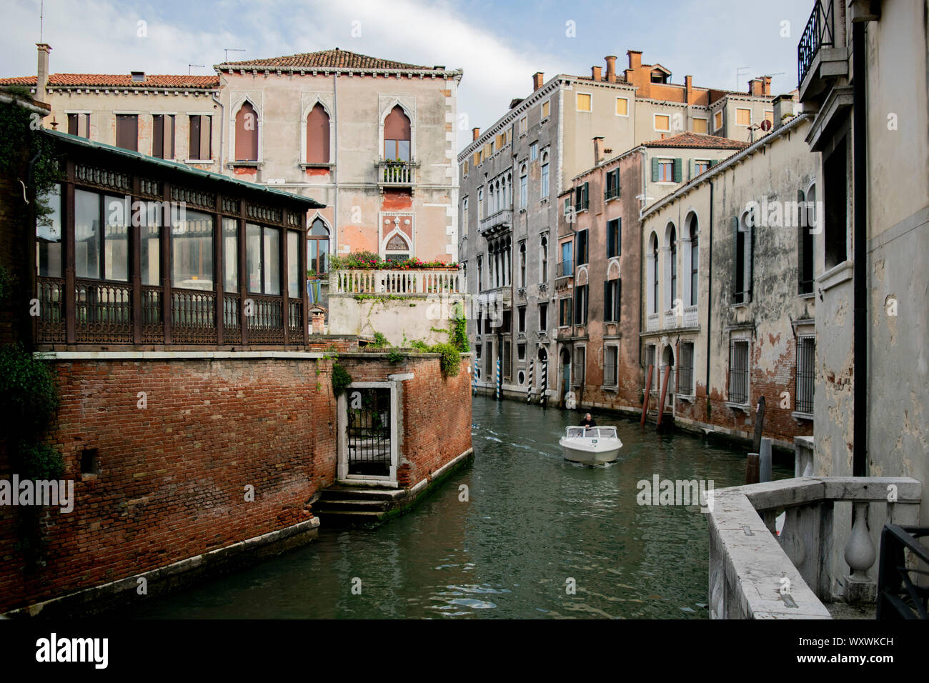 Deep water venice hi-res stock photography and images - Alamy
