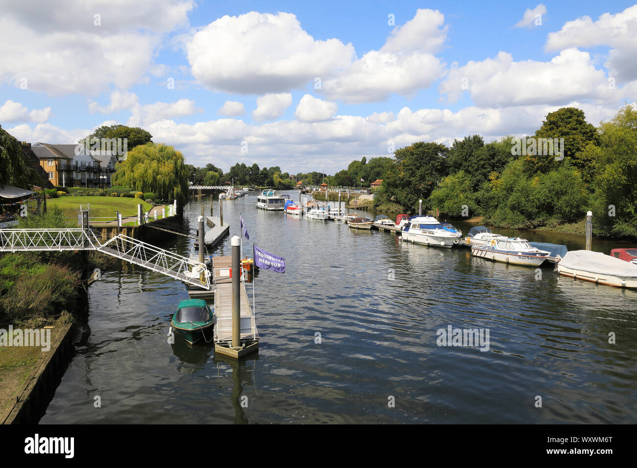 Teddington riverside hi-res stock photography and images - Alamy