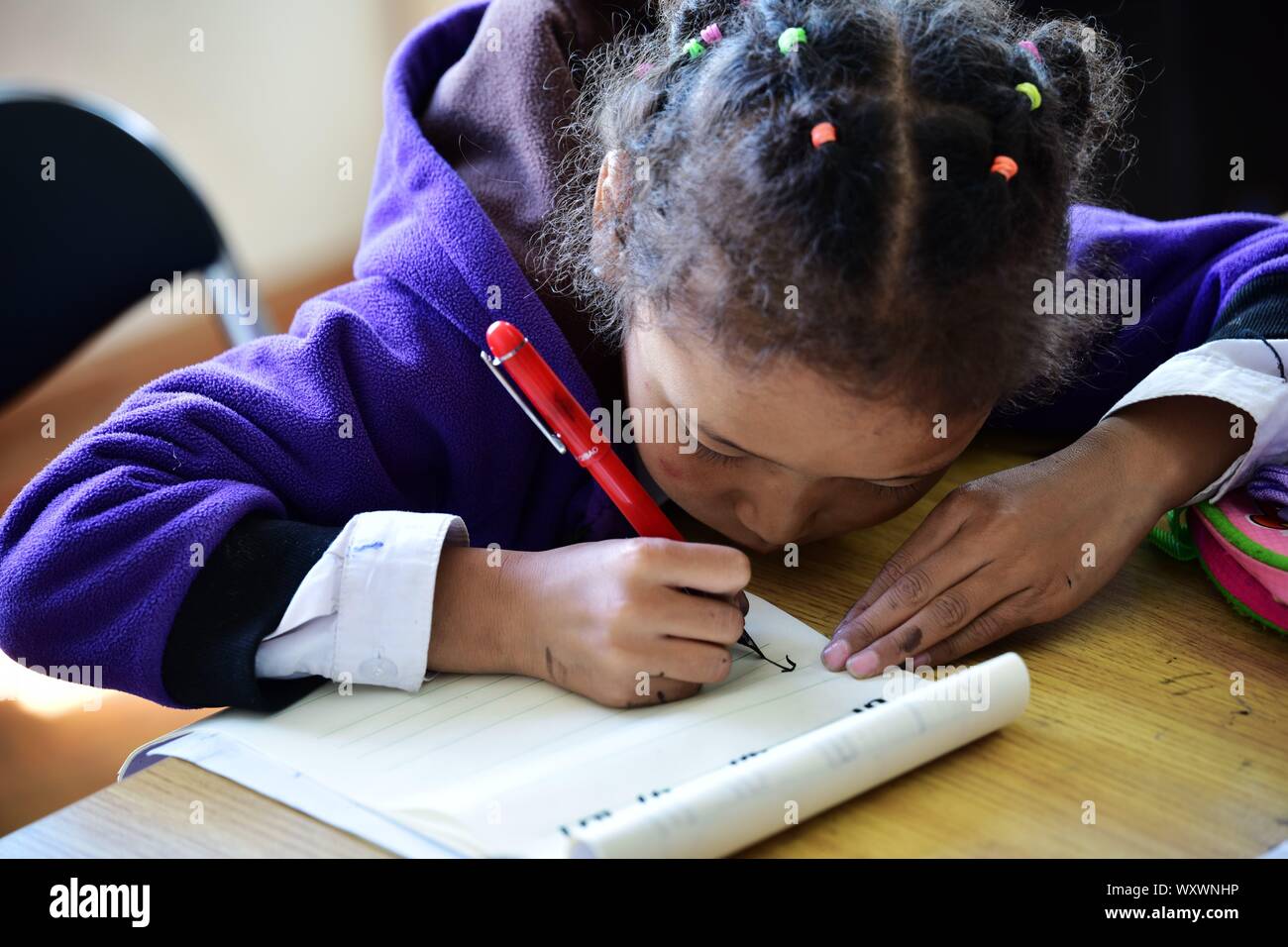 Underage girl hi-res stock photography and images - Alamy