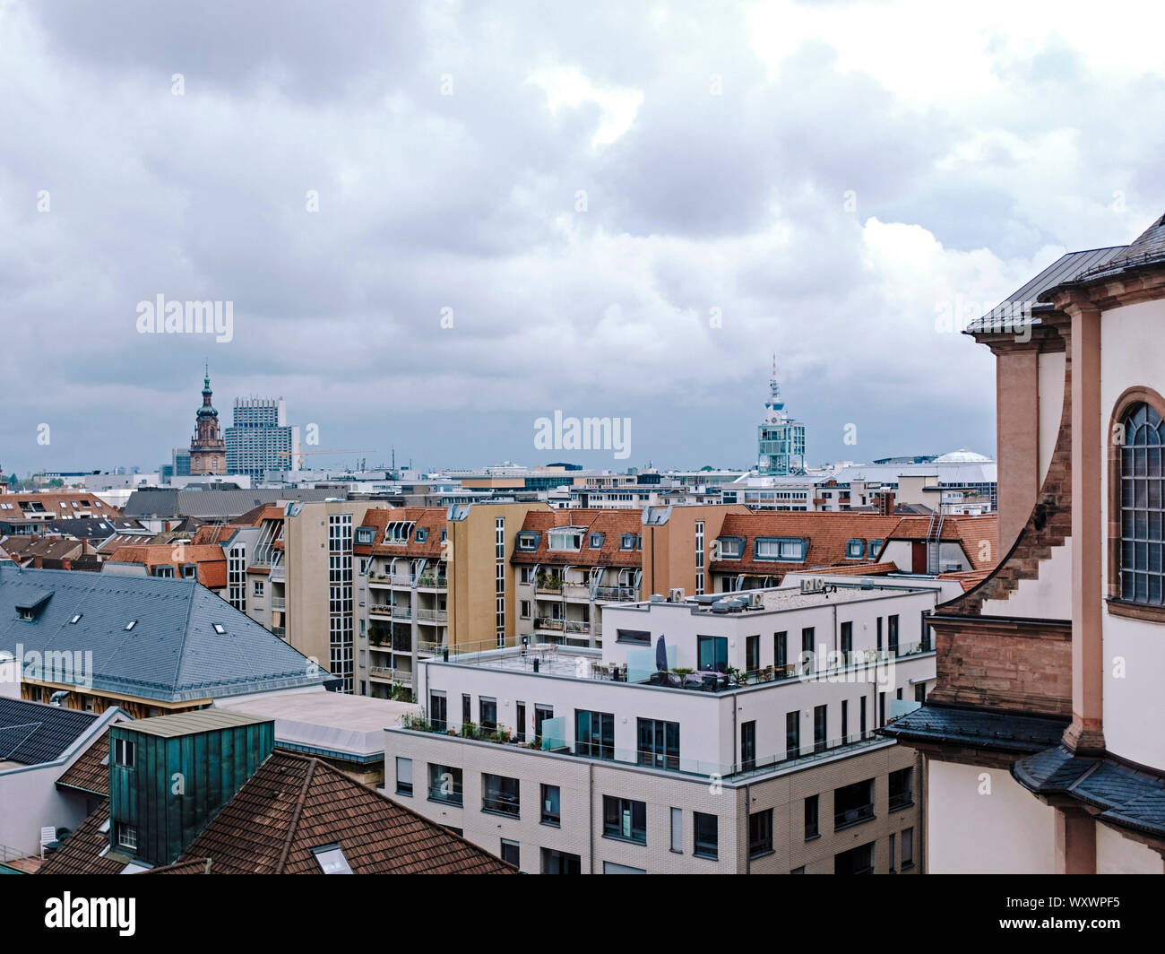 Baroque castle mannheim hi-res stock photography and images - Alamy