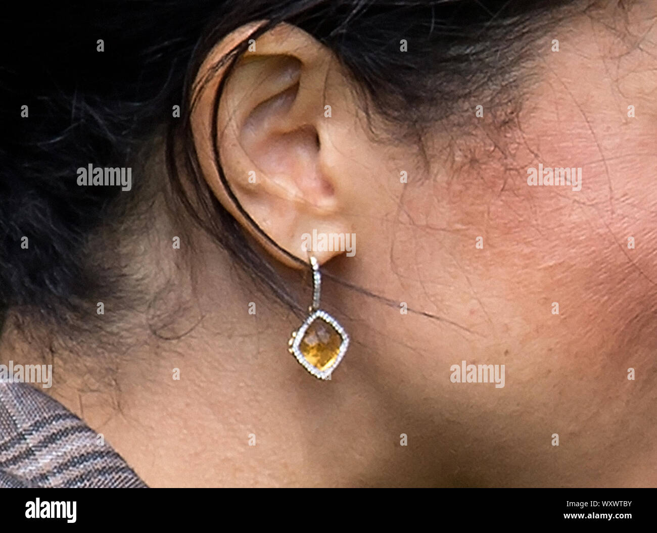 New zealand maori greeting hi-res stock photography and images - Alamy