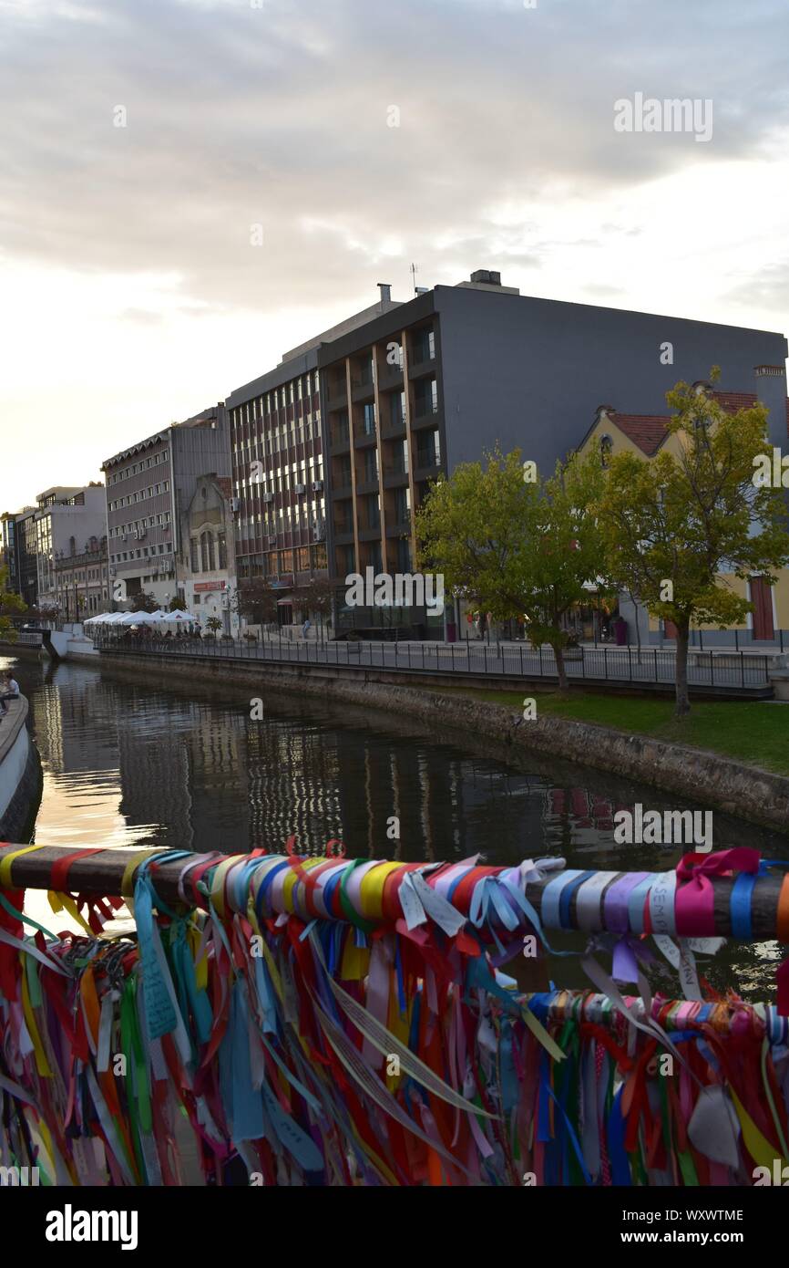Ribbon bridge hi-res stock photography and images - Alamy