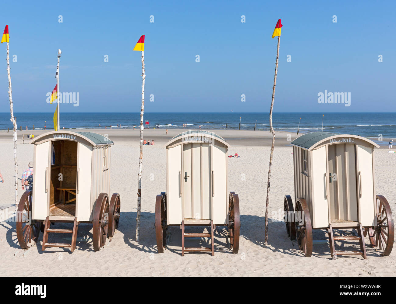 Norderney; Strandwagen, Ostbadestrand Stock Photo - Alamy