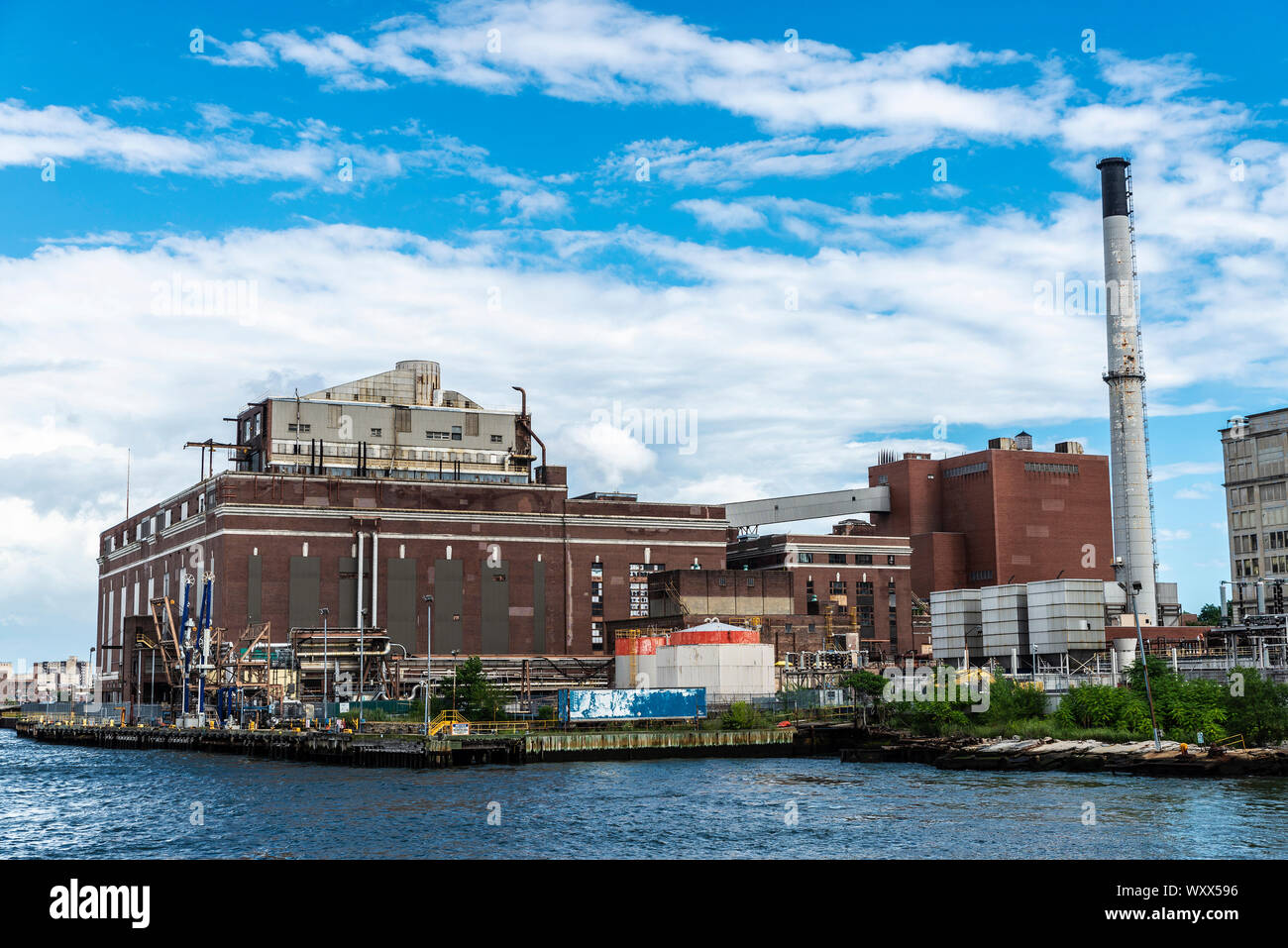 Electricity generation plant of Consolidated Edison, Inc., (Con Edison ...