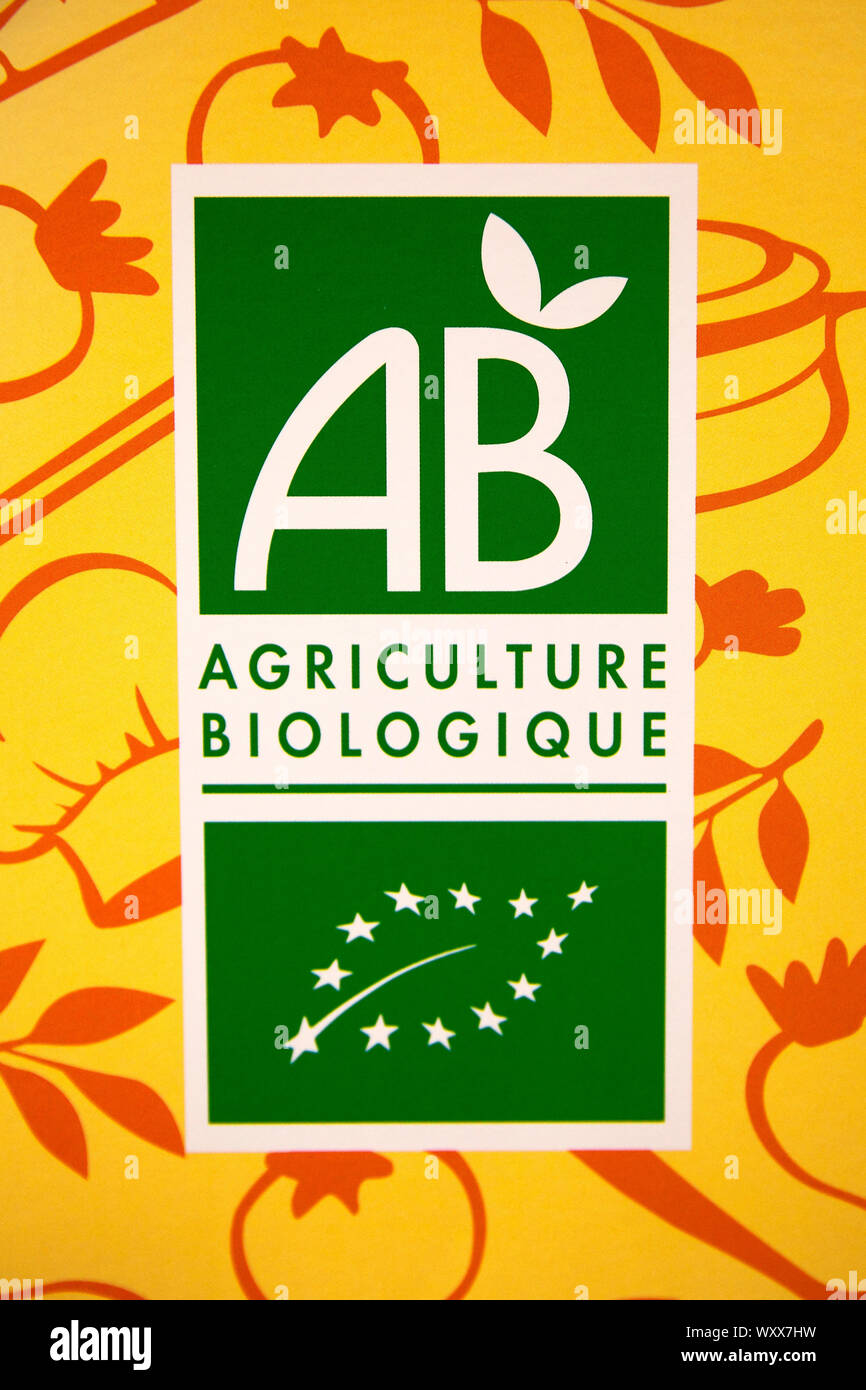 Label of organic farming in a shop, France Stock Photo - Alamy