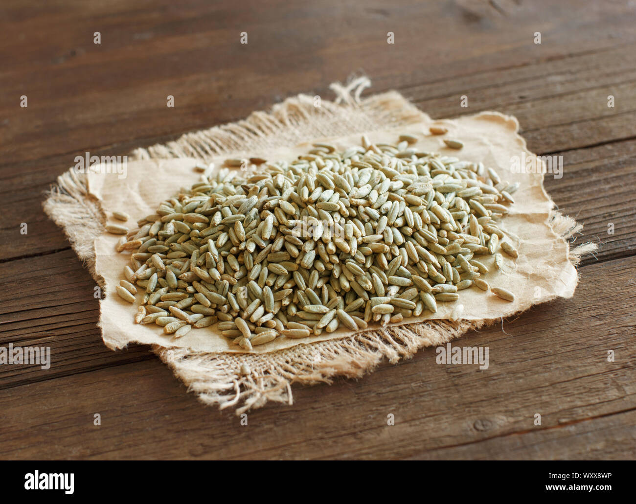 Raw rye hi-res stock photography and images - Alamy