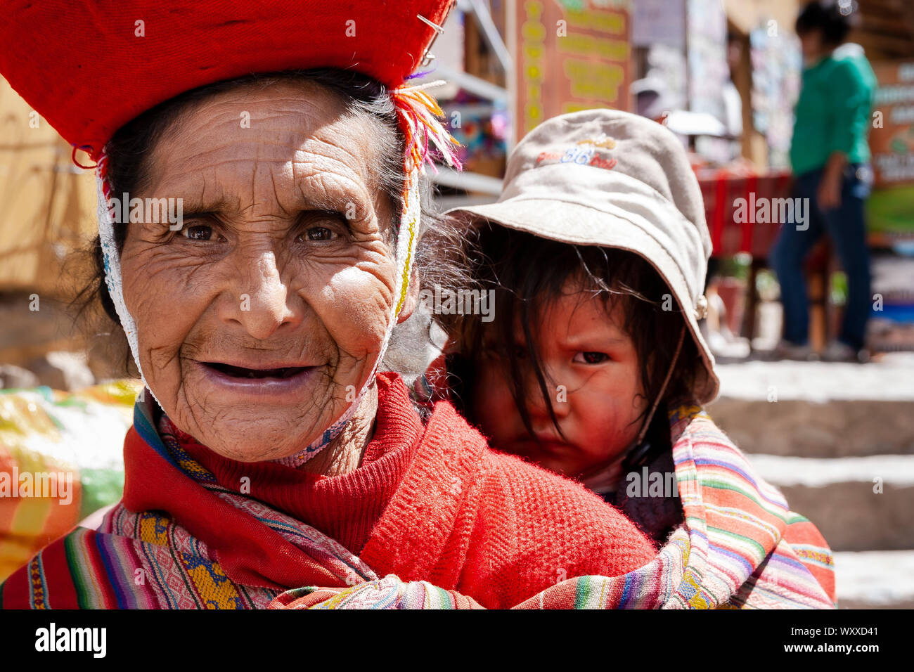 Native american grandmother hi-res stock photography and images - Alamy