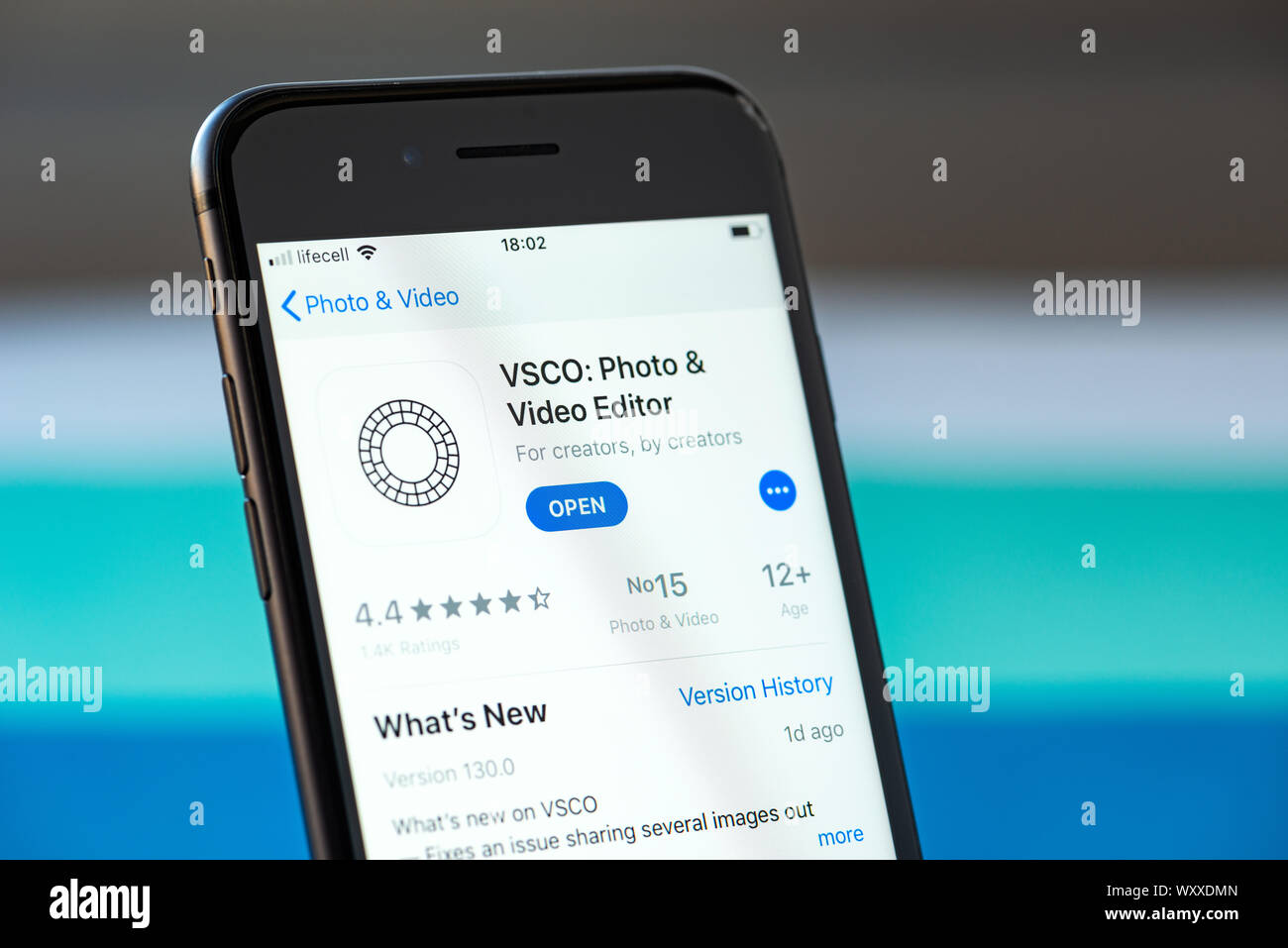 Photo editor app on the screen hi-res stock photography and images - Alamy