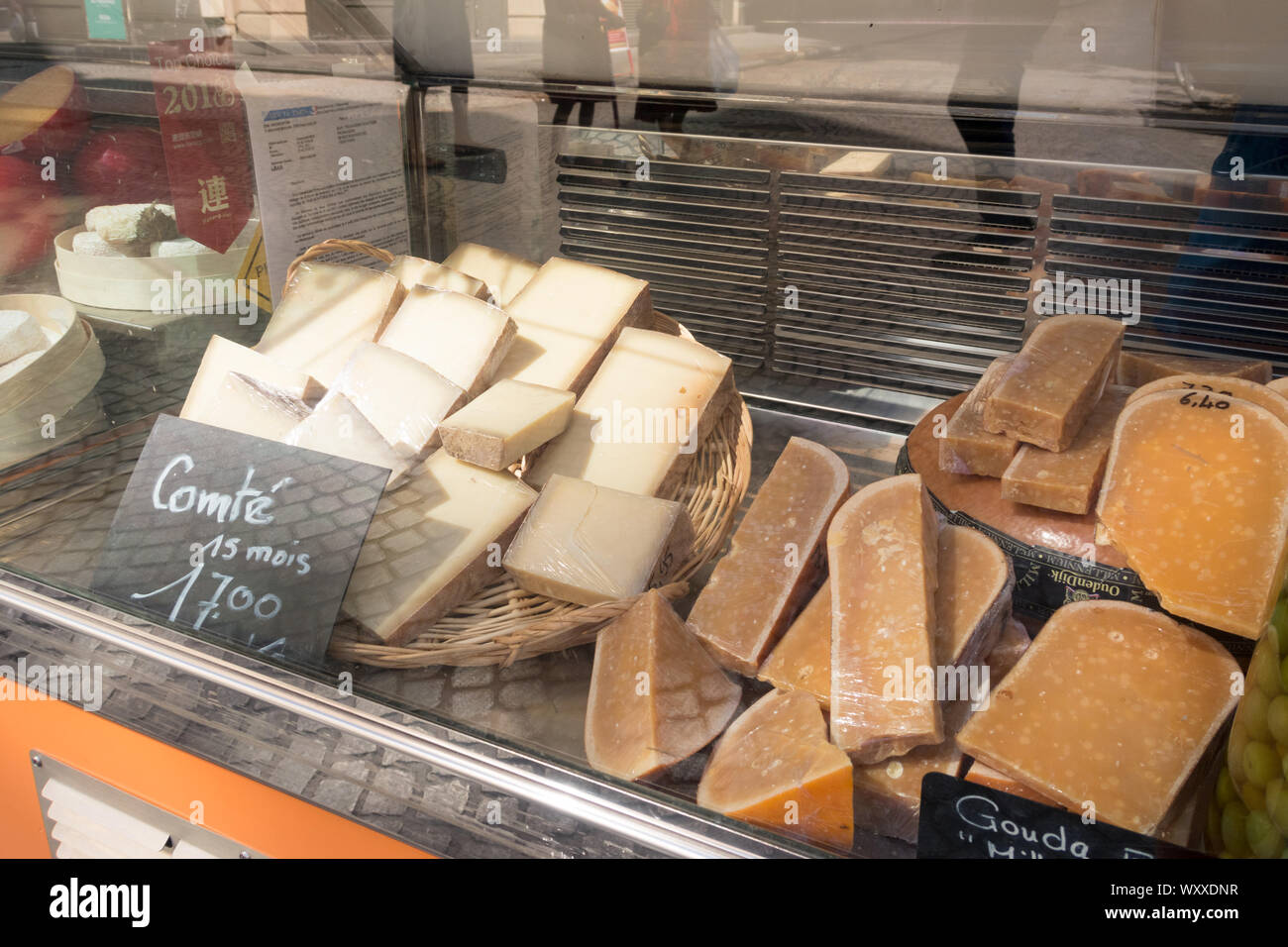 Paris, France - Aug 31, 2019: Cheese shop, in Rue Montorgueil, Paris ...
