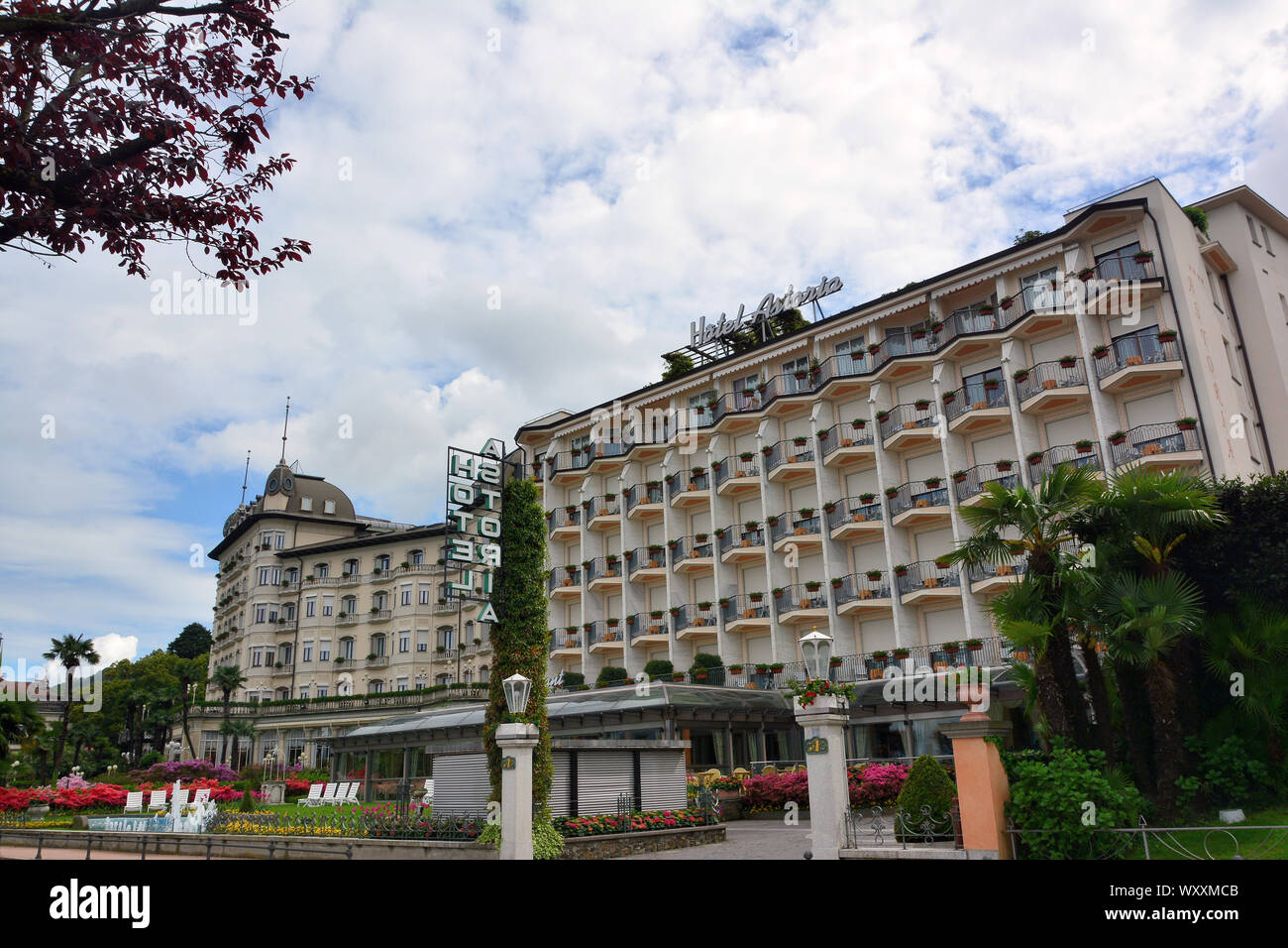 Stresa hotel hi-res stock photography and images - Alamy