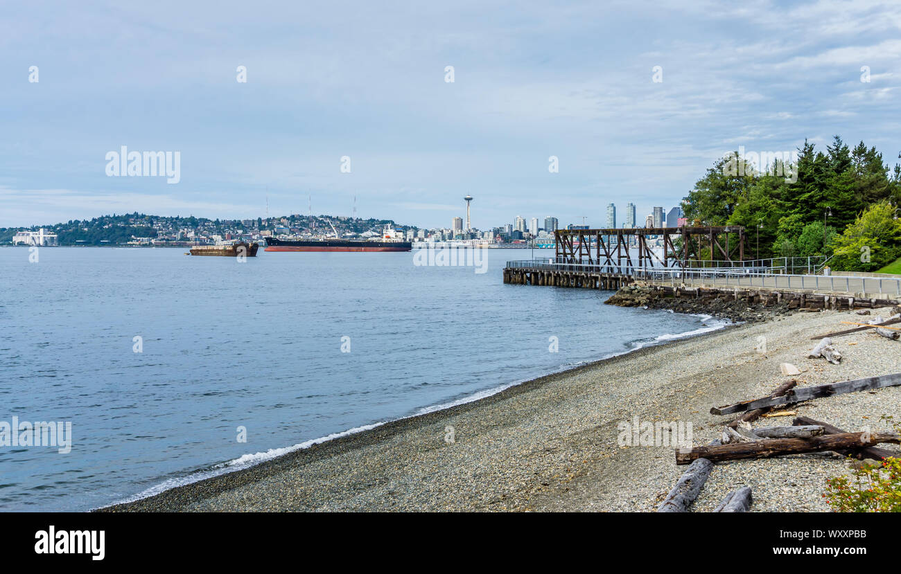 The shoreline at Jack Block park in West Seattle, Washington Stock ...