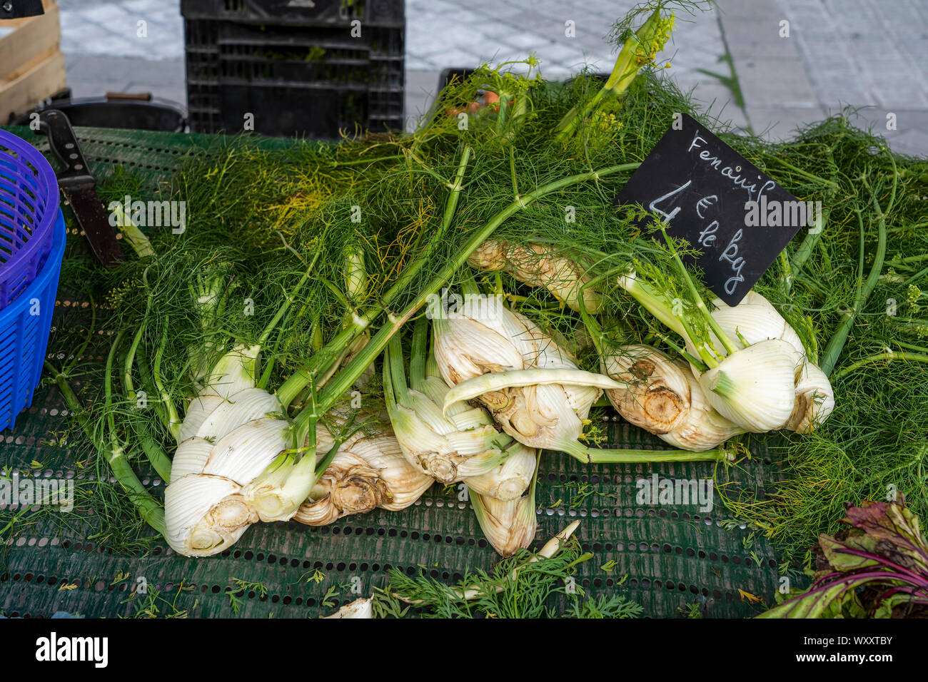 Loose herb hi-res stock photography and images - Alamy