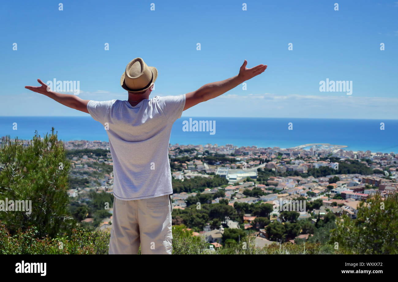 Freedom stands hi-res stock photography and images - Alamy