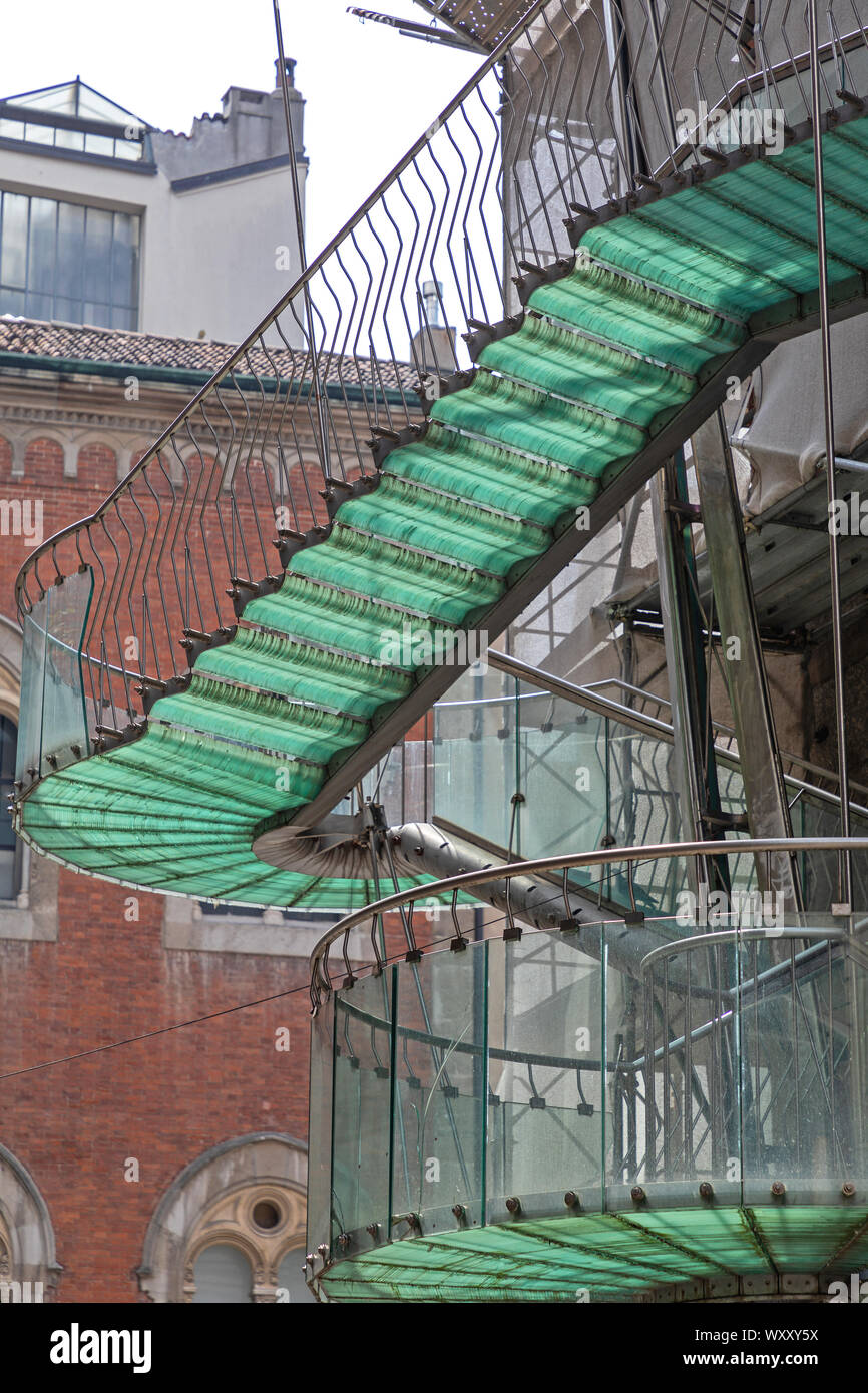 Scaffolding staircase hi-res stock photography and images - Alamy