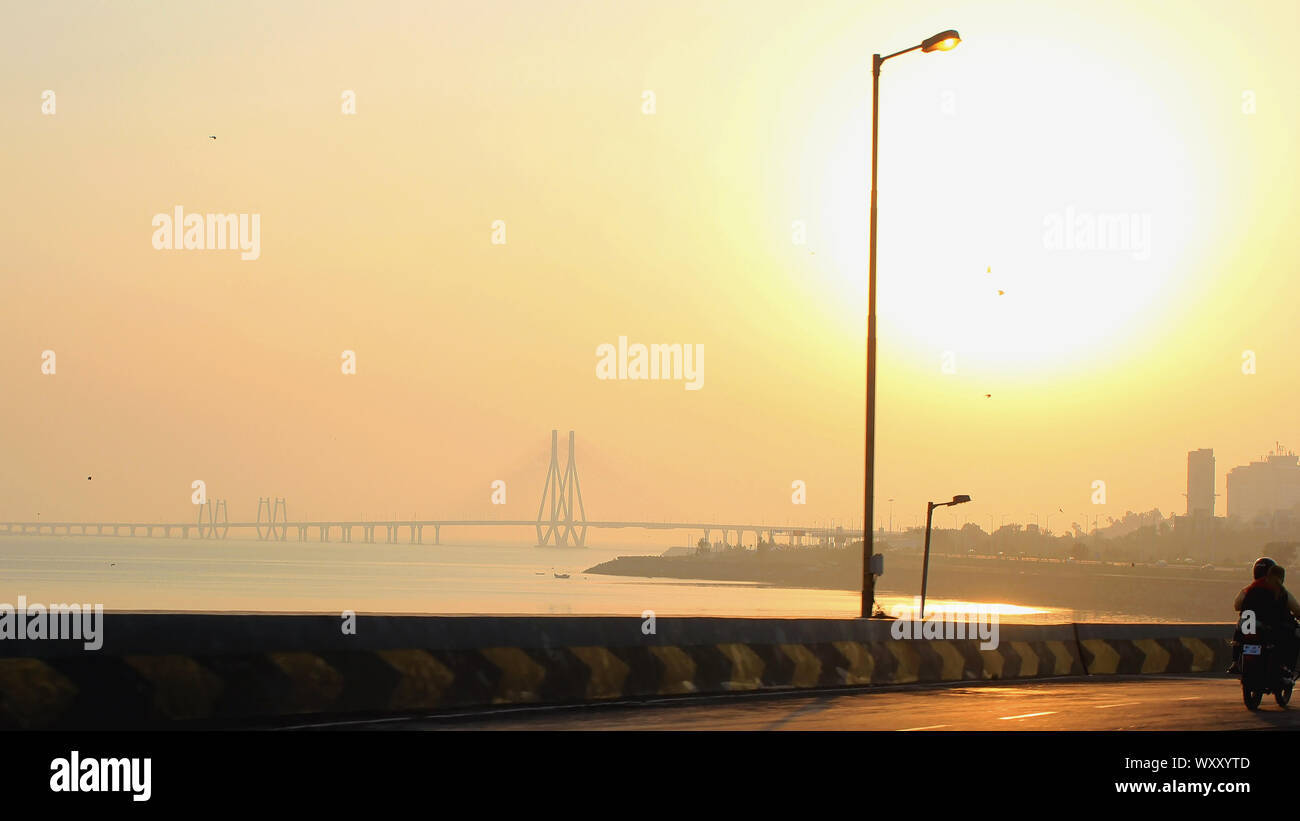 Sunset over the Bandra-Worli sea link, Mumbai Stock Photo - Alamy