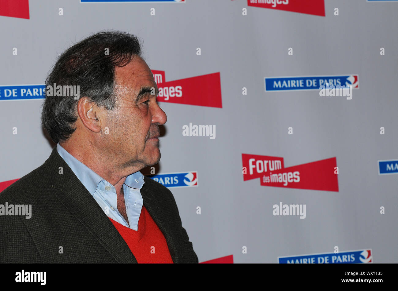 Platoon movie poster hi-res stock photography and images - Alamy