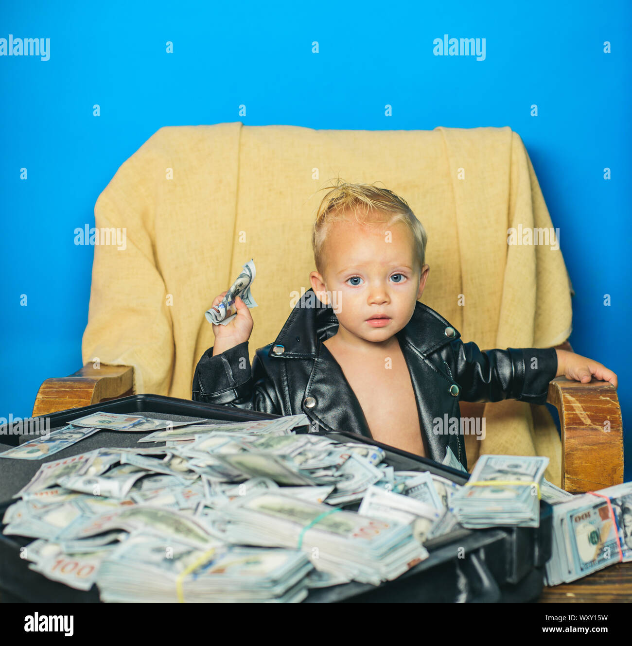 Achieving best results. Small child do business accounting in startup ...