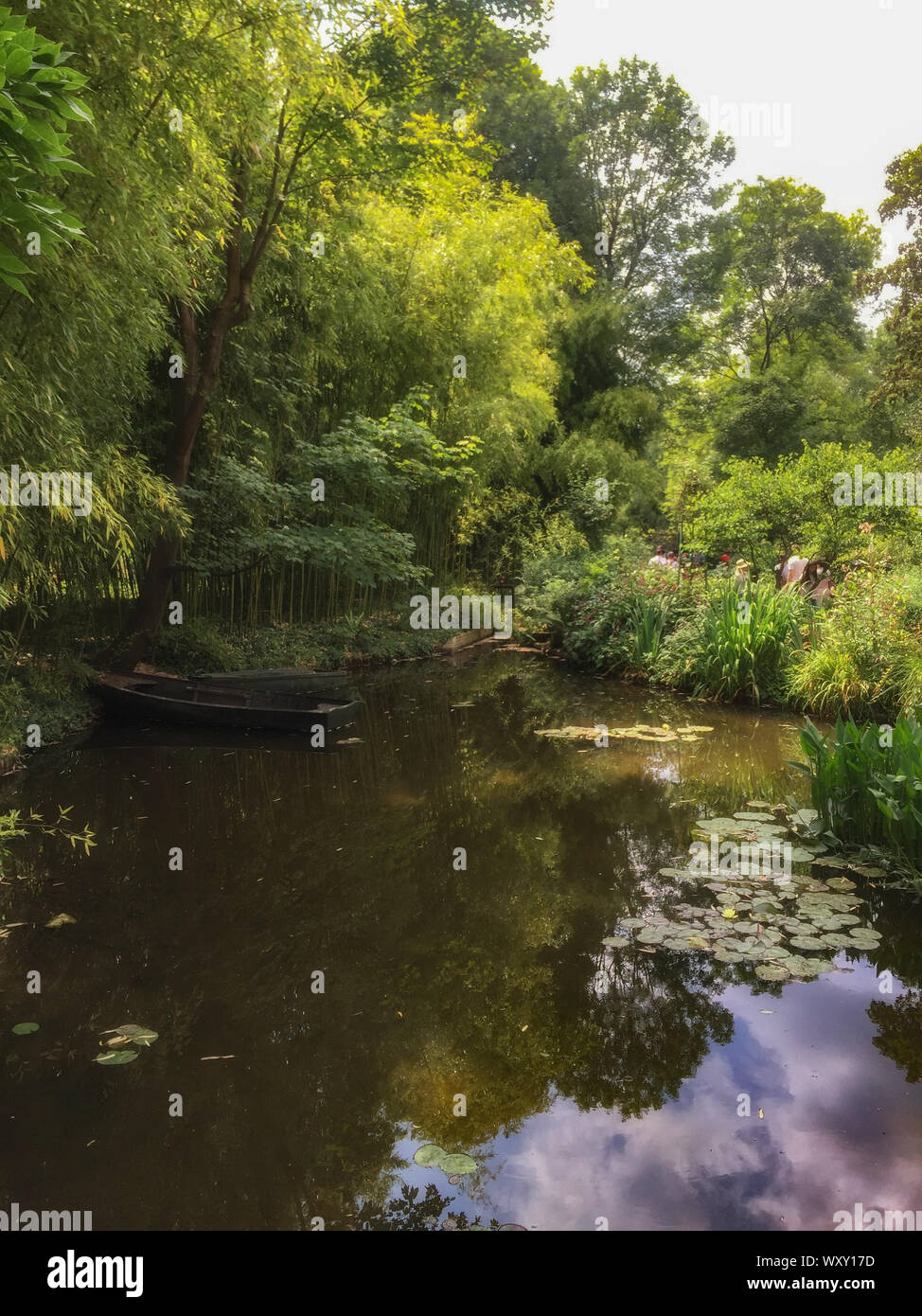 Claude Monet's nenuphar garden in Giverny (Normandy, France Stock Photo ...