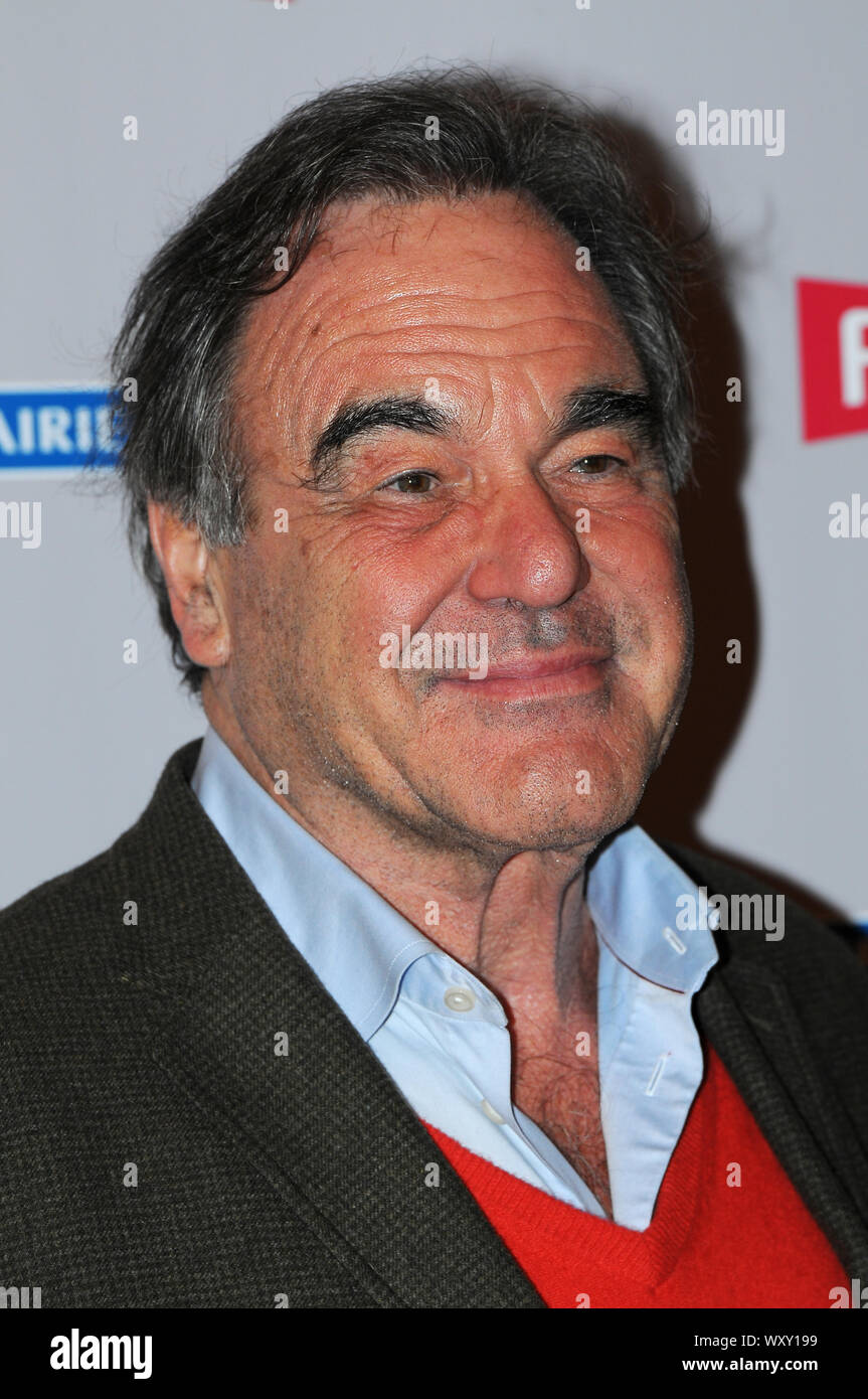 Platoon movie poster hi-res stock photography and images - Alamy