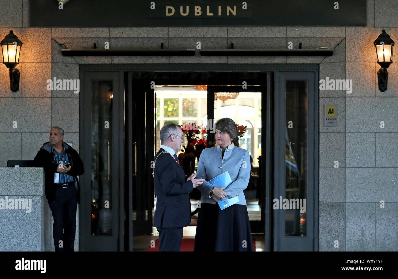 President of dublin chamber of commerce hi-res stock photography and ...