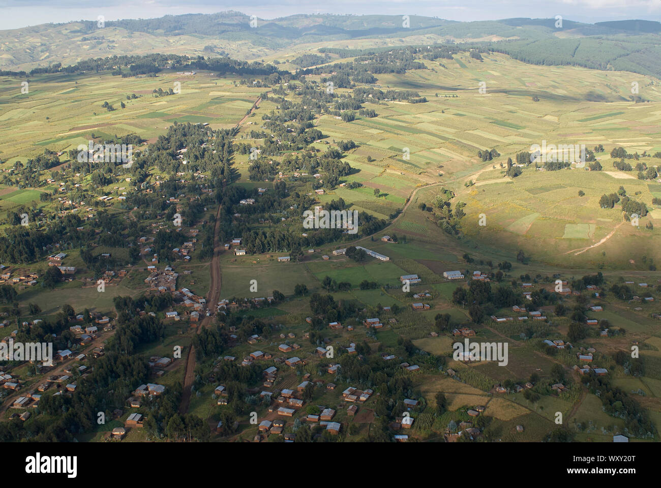 Tanzania's highest trunk road at Mwanadasi, Mbeya region Stock Photo ...