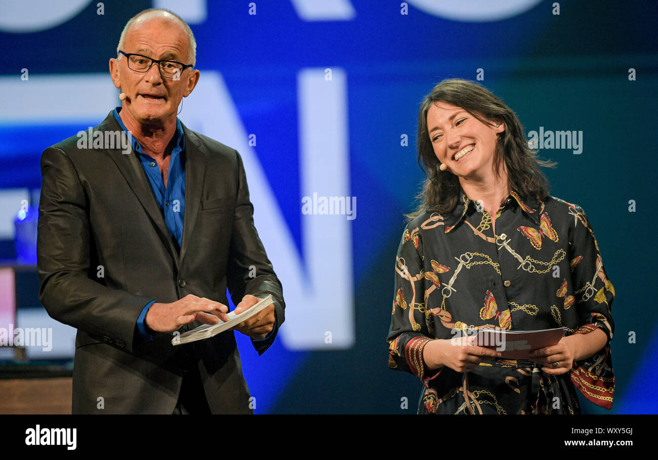 Charlotte ray hi-res stock photography and images - Alamy