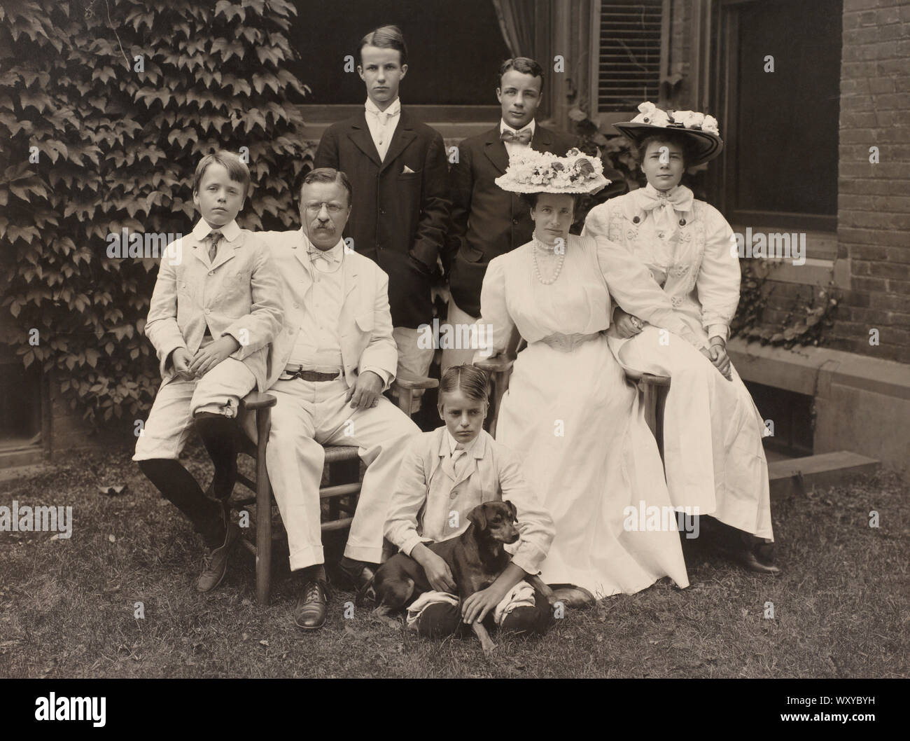 U.S. President Theodore Roosevelt and Wife Edith Surrounded by their ...