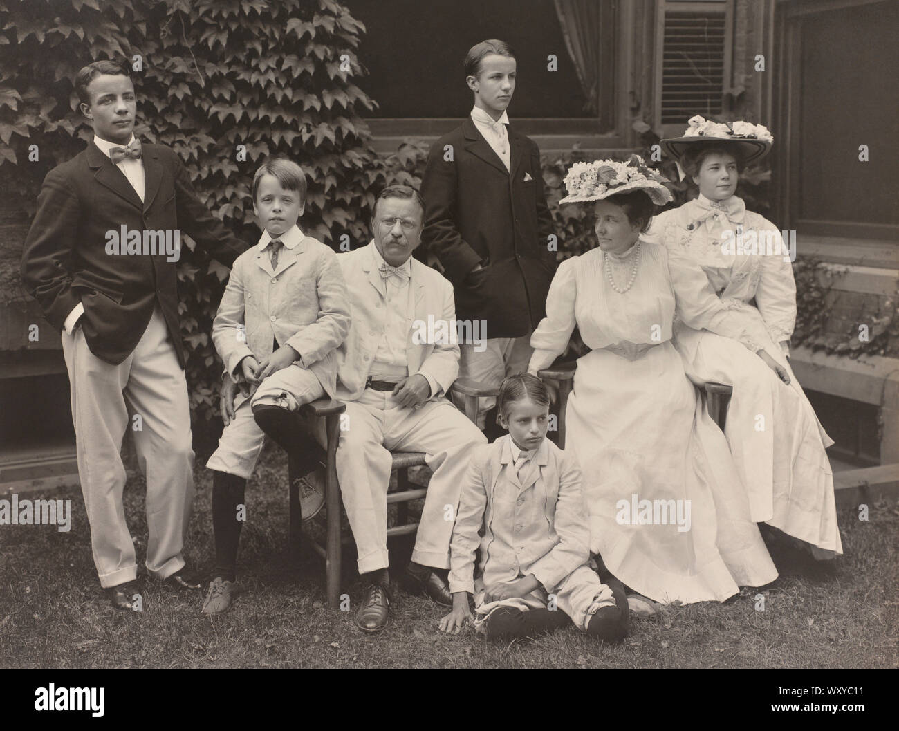 U.S. President Theodore Roosevelt and Wife Edith Surrounded by their ...