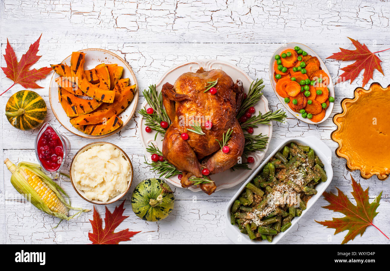 Thanksgiving Day traditional festive dinner Stock Photo - Alamy