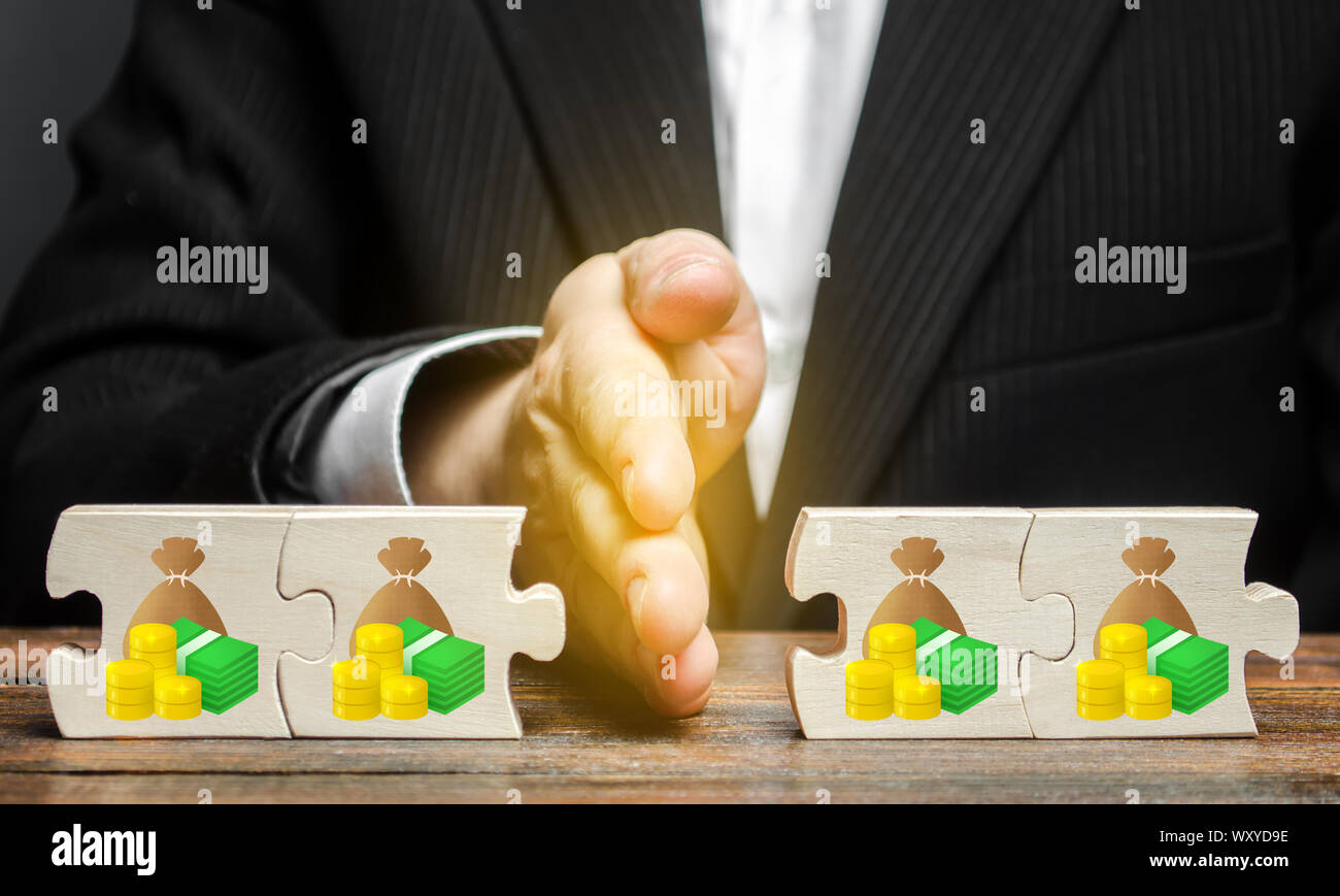 Distribution management hi-res stock photography and images - Alamy