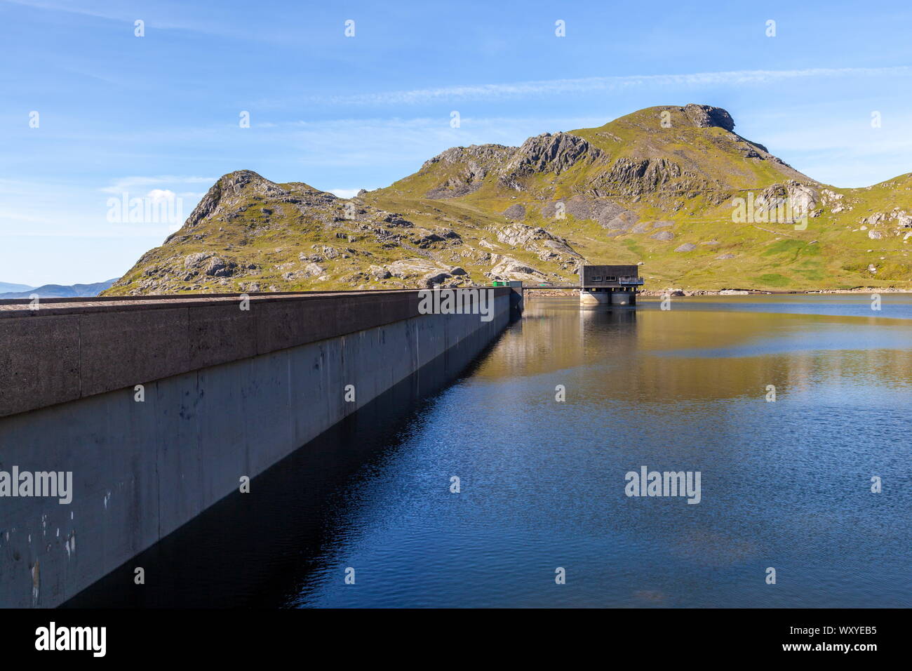 Llyn stwlan upper reservoir hi-res stock photography and images - Alamy