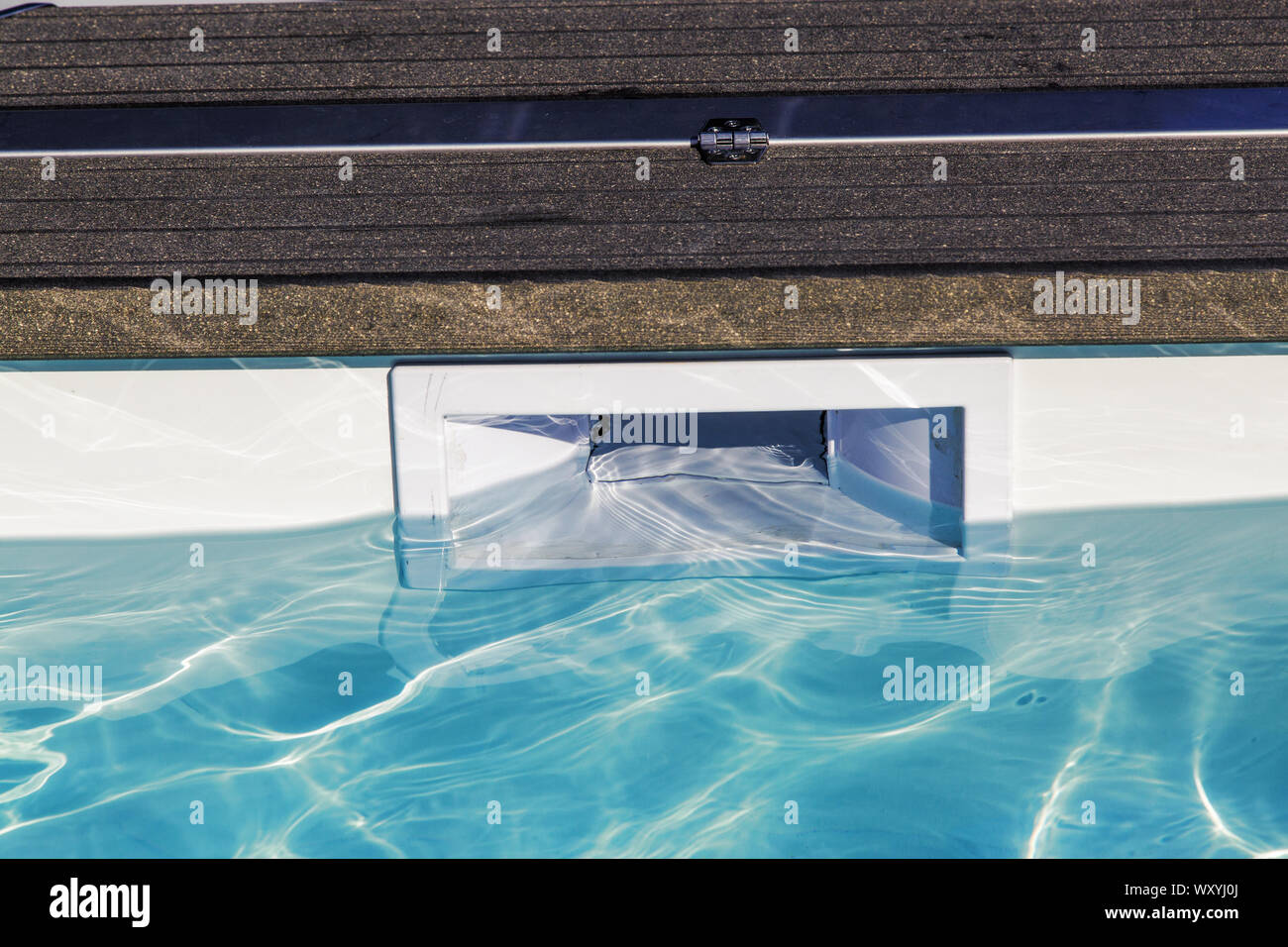 Pool skimmer basket hi-res stock photography and images - Alamy