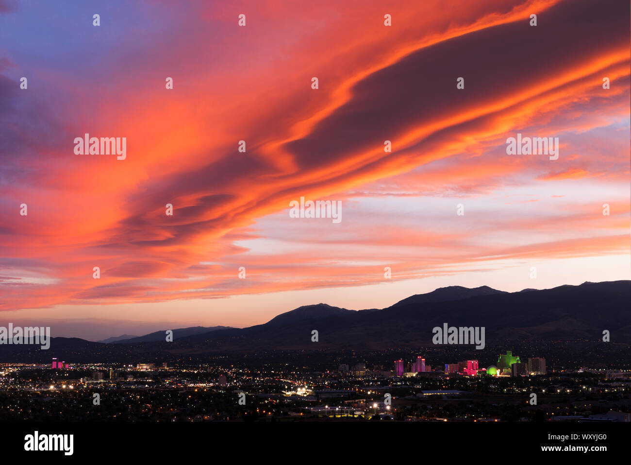 Reno Nevada Skyline High Resolution Stock Photography and Images - Alamy