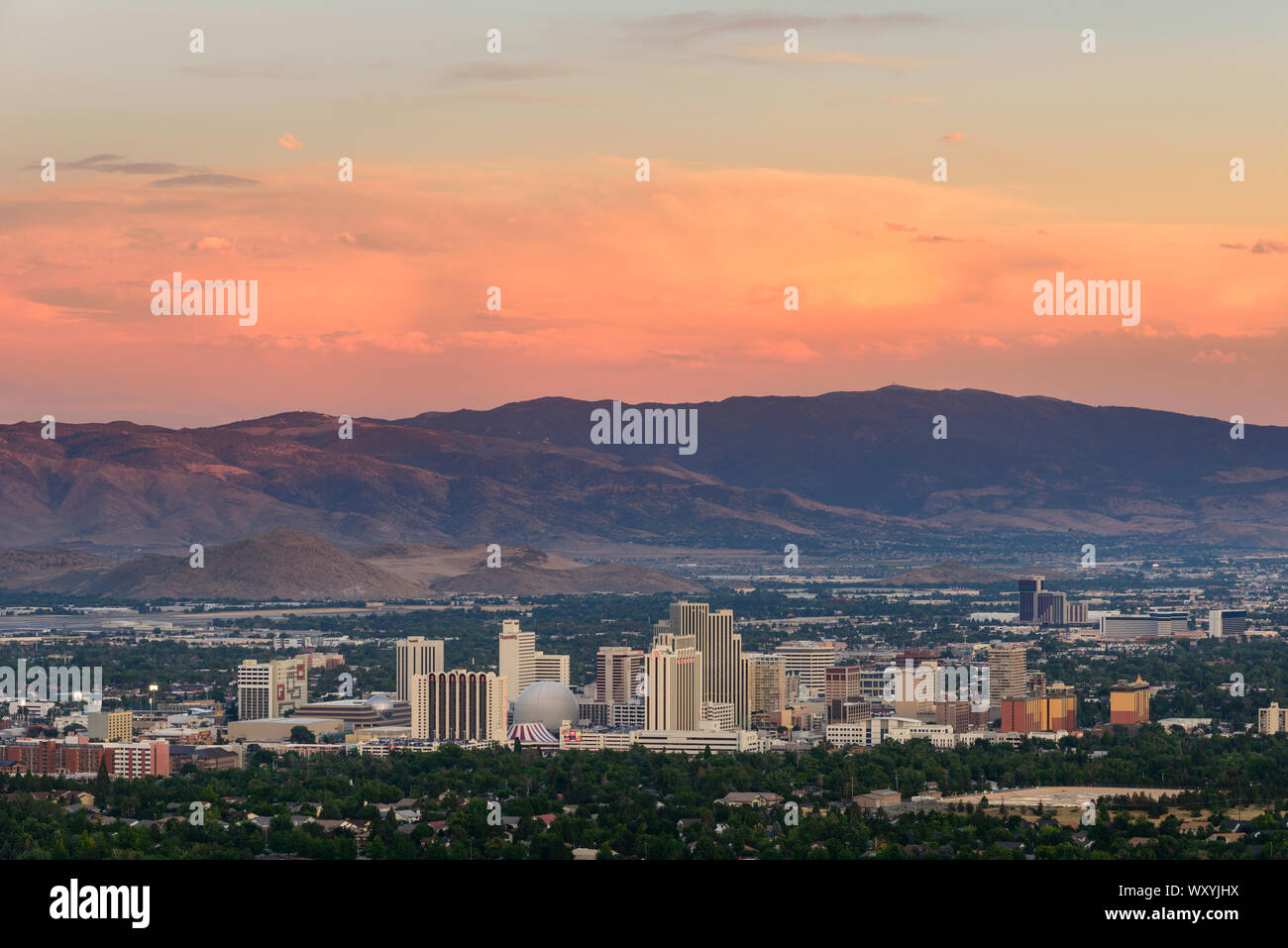Reno Nevada Skyline High Resolution Stock Photography and Images - Alamy