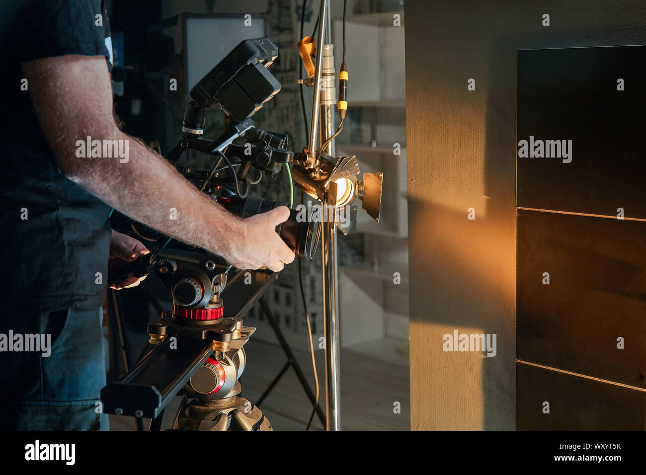 Outdoor photo shoot set up hi-res stock photography and images - Alamy