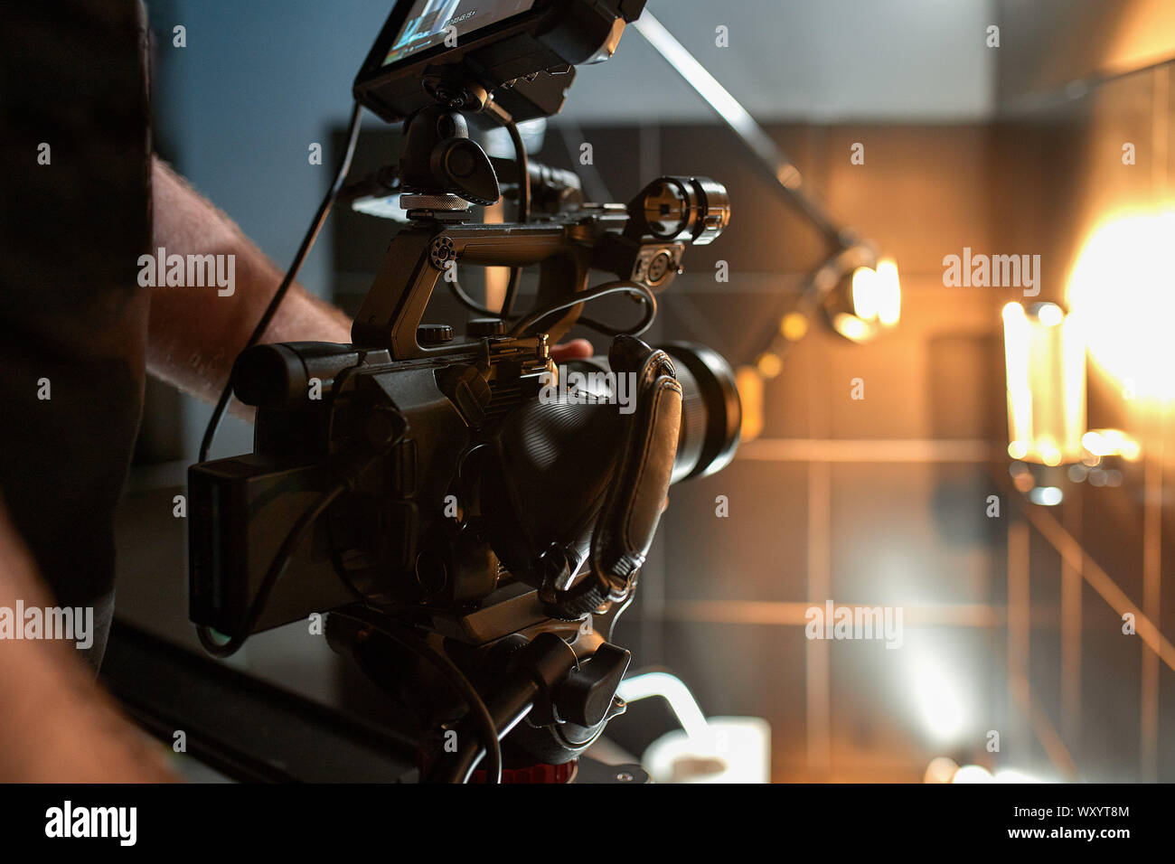 Outdoor photo shoot set up hi-res stock photography and images - Alamy