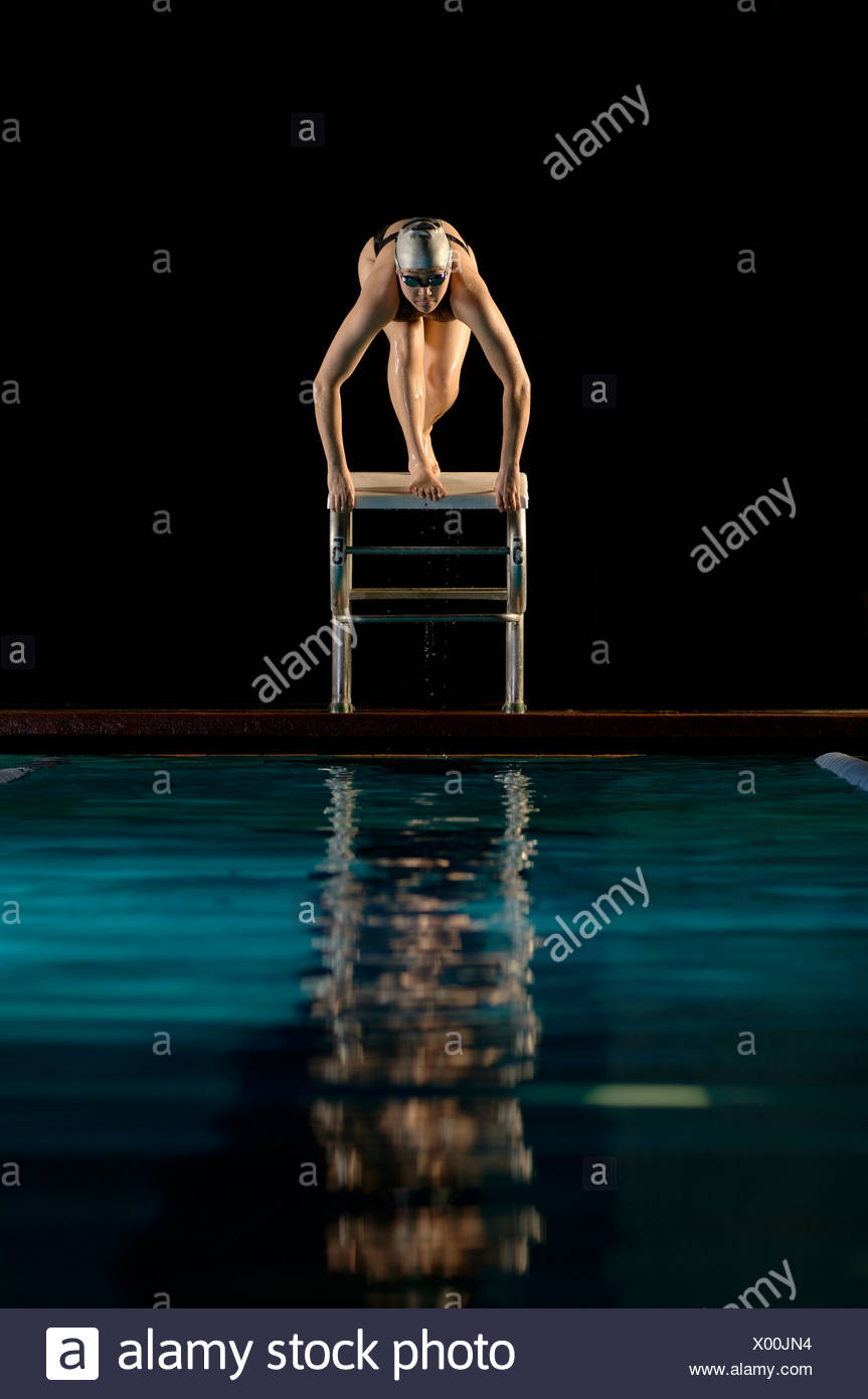 Woman Swimming Swimmer Silhouette Stock Photos & Woman Swimming Swimmer ...
