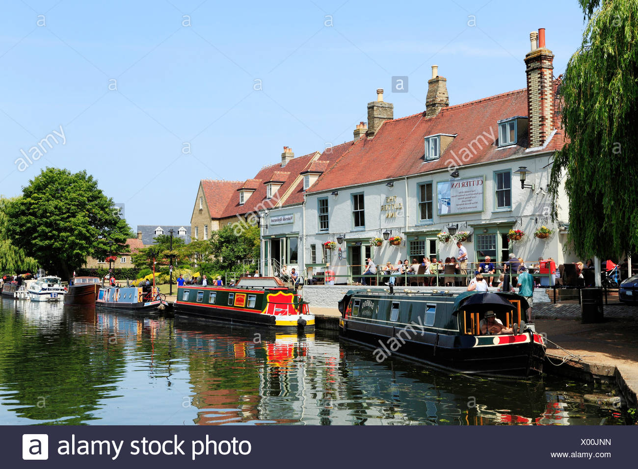 English Rivers Riverside Pubs Inns Pub High Resolution Stock ...