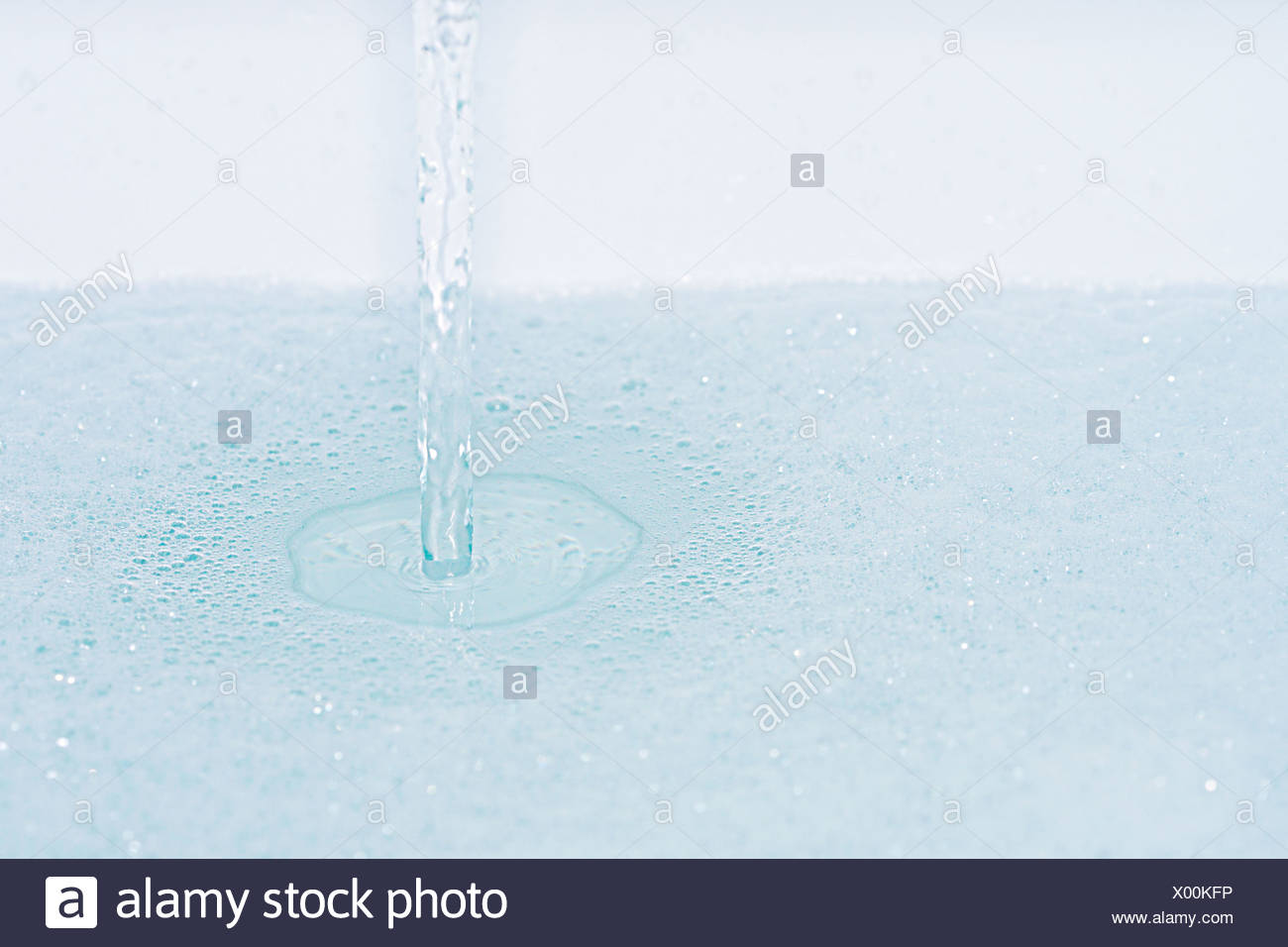 Running A Bubble Bath High Resolution Stock Photography and Images - Alamy