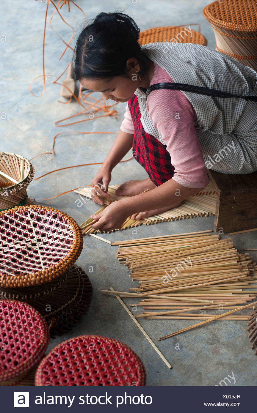 India Bamboo Handicraft Stock Photos & India Bamboo Handicraft Stock ...