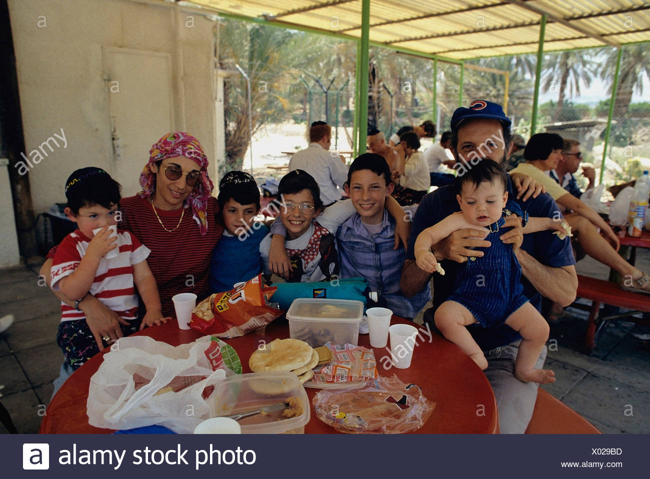Israel Jewish Family High Resolution Stock Photography and Images - Alamy