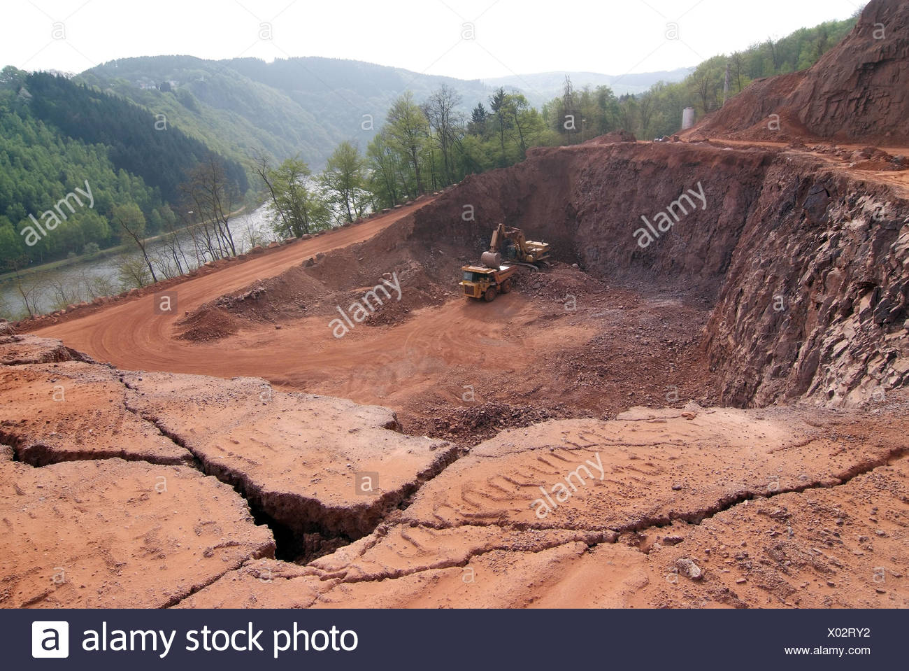 Rock Body Tipper High Resolution Stock Photography and Images - Alamy