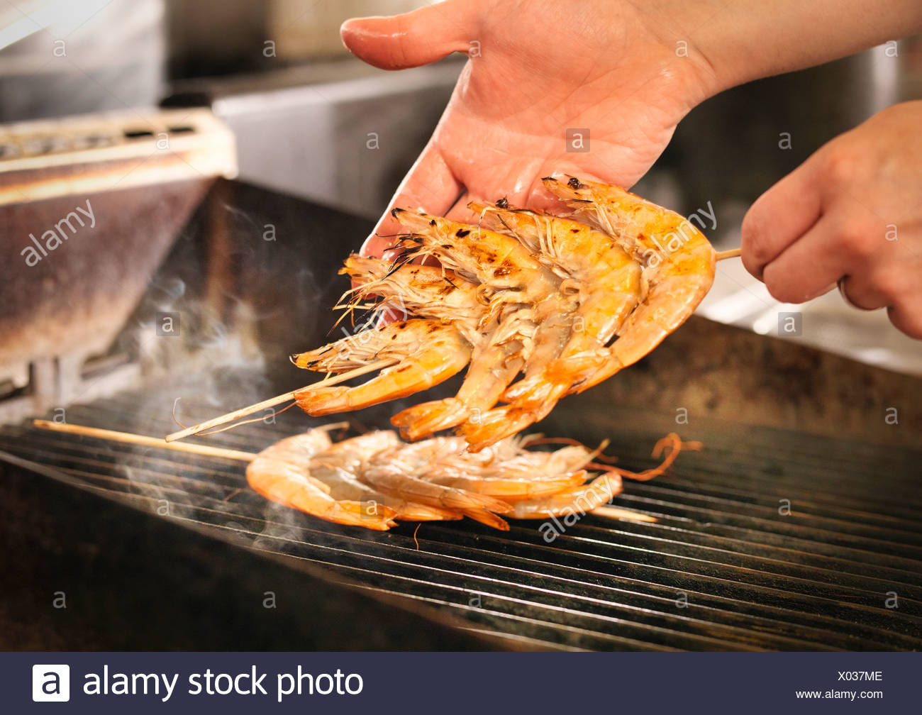 How To Grill High Resolution Stock Photography and Images - Alamy
