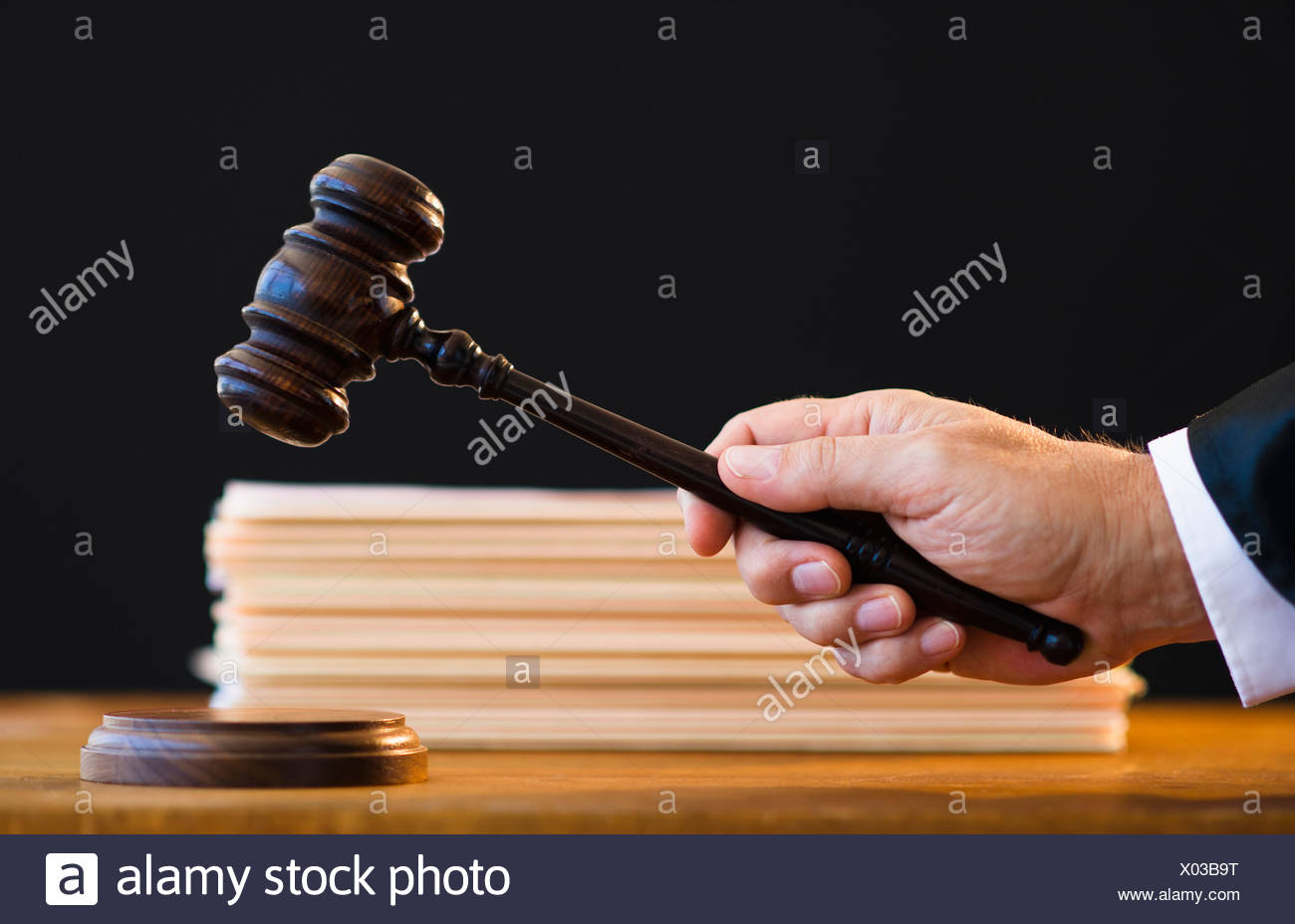 Judge Gavel Hitting High Resolution Stock Photography and Images - Alamy